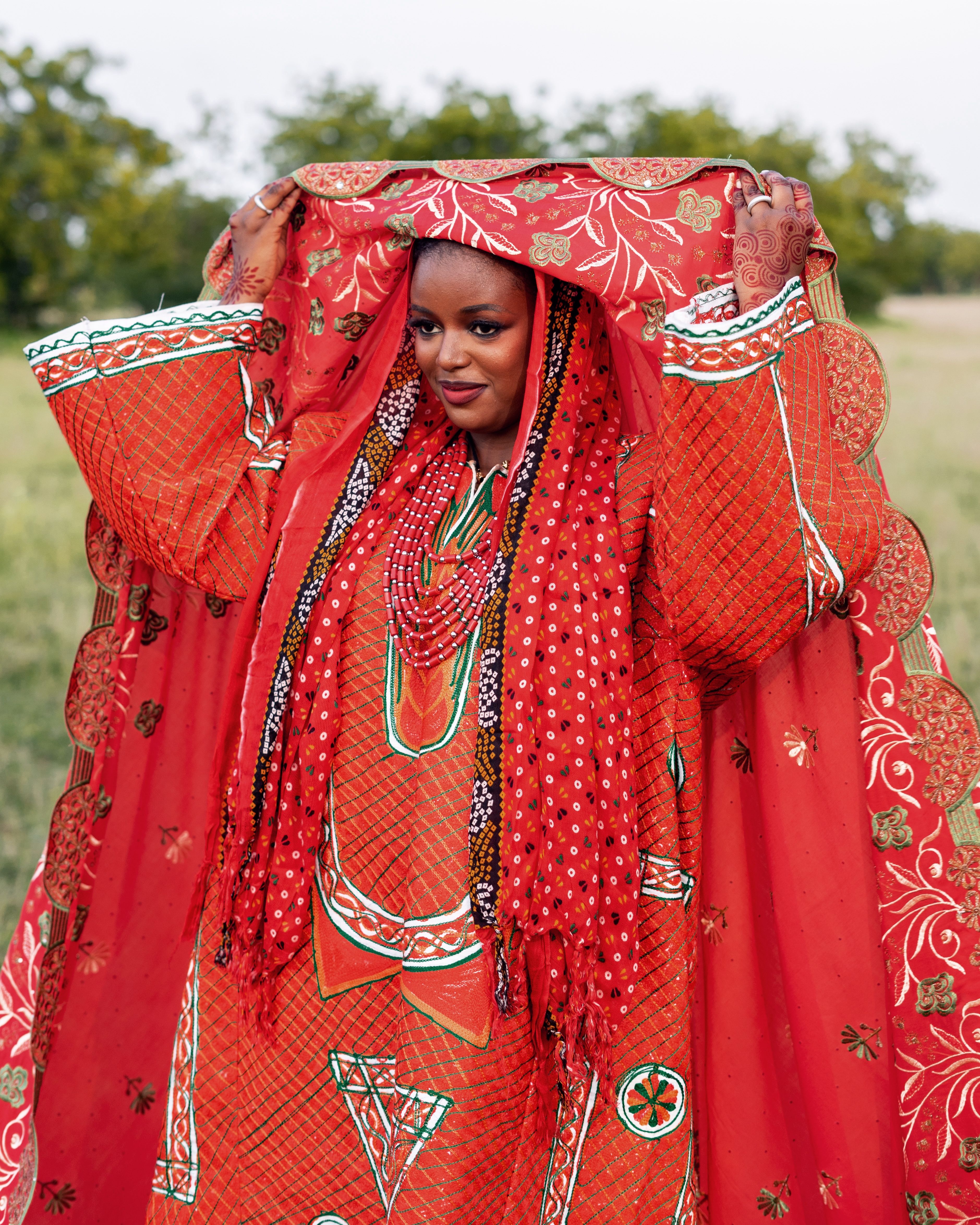Kanuri Bride in Traditional Nigerian Attire · Free Stock Photo