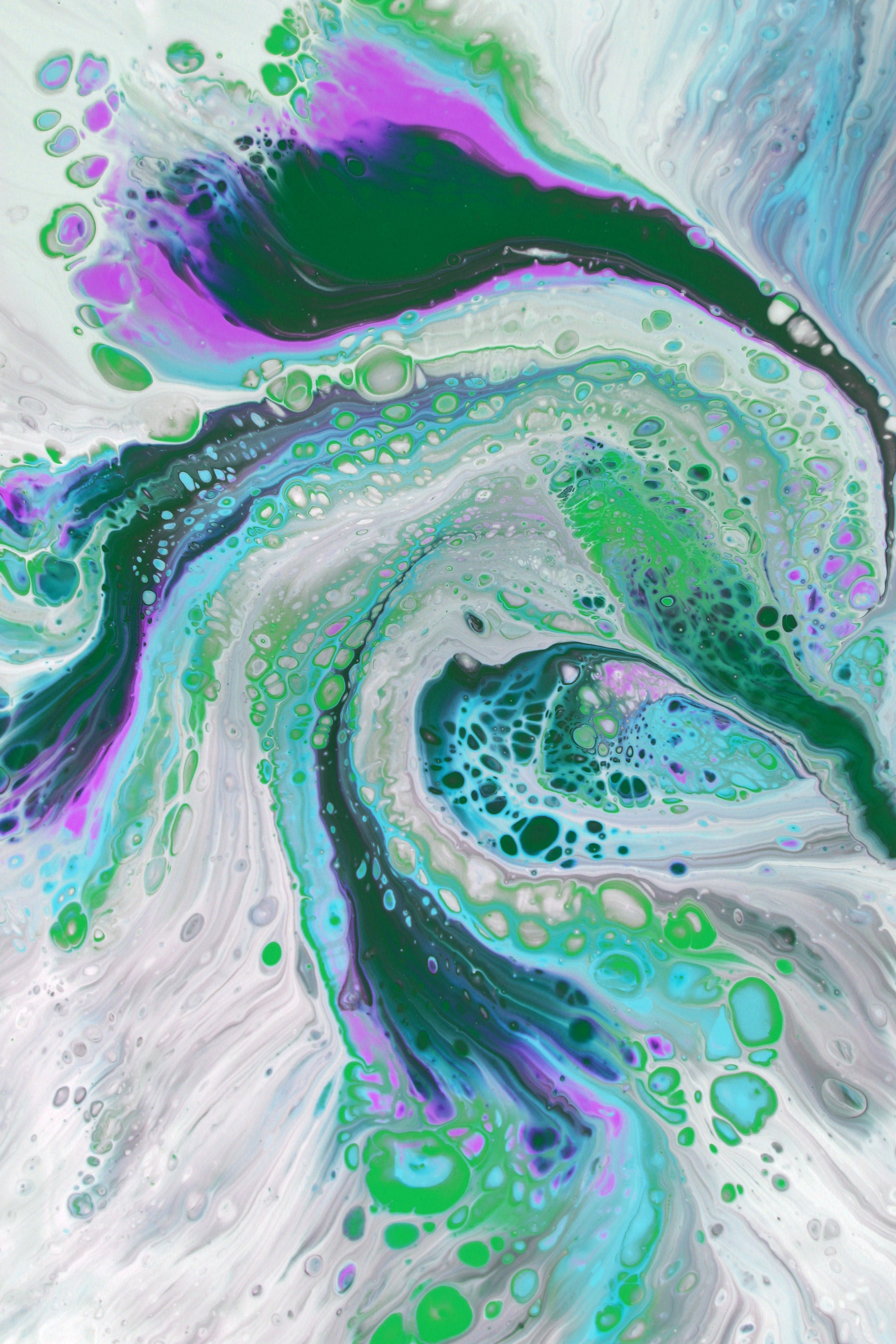 Vibrant Abstract Fluid Art with Swirling Colors · Free Stock Photo
