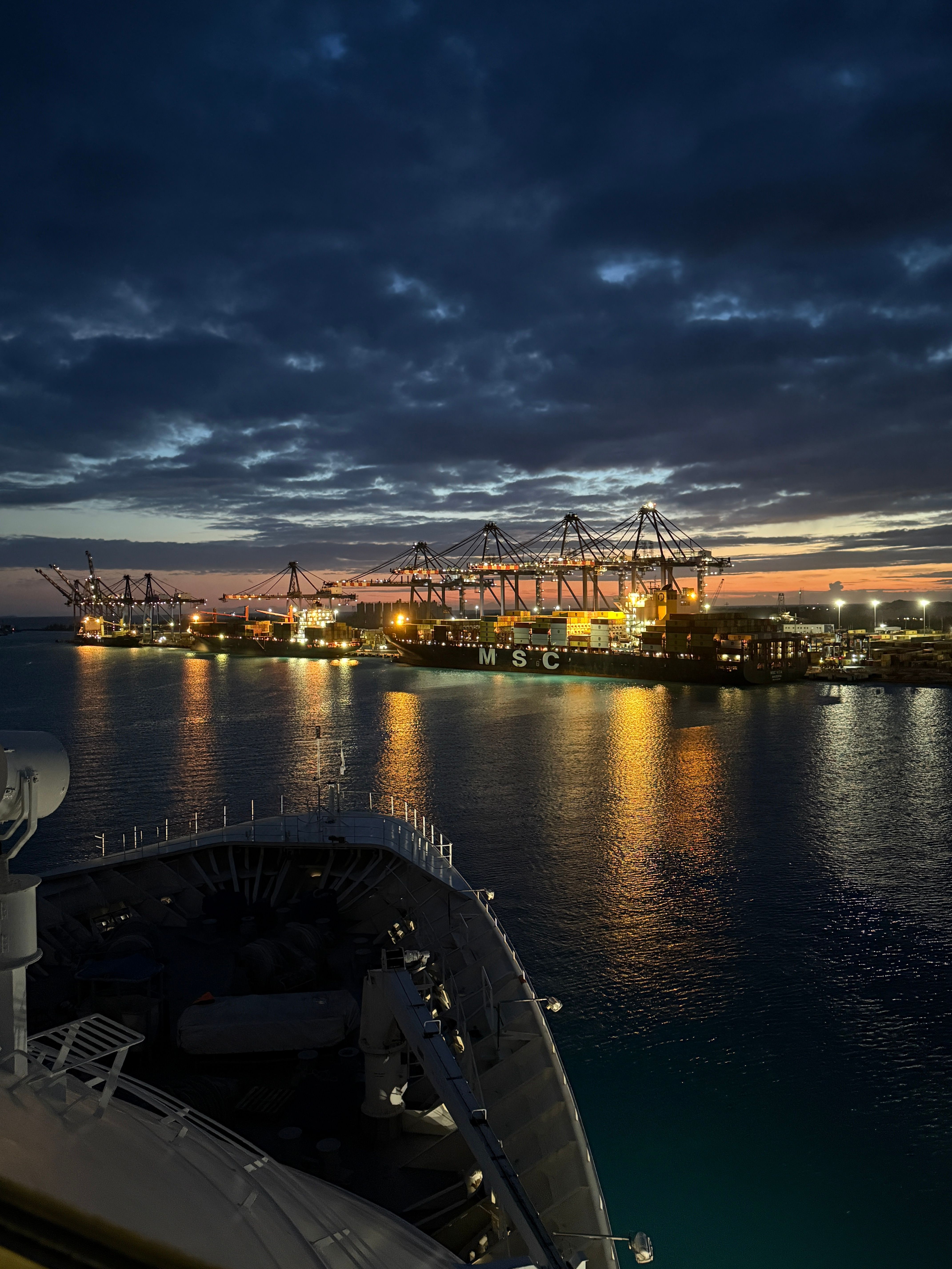 Container Ship Msc Photos, Download The BEST Free Container Ship Msc ...