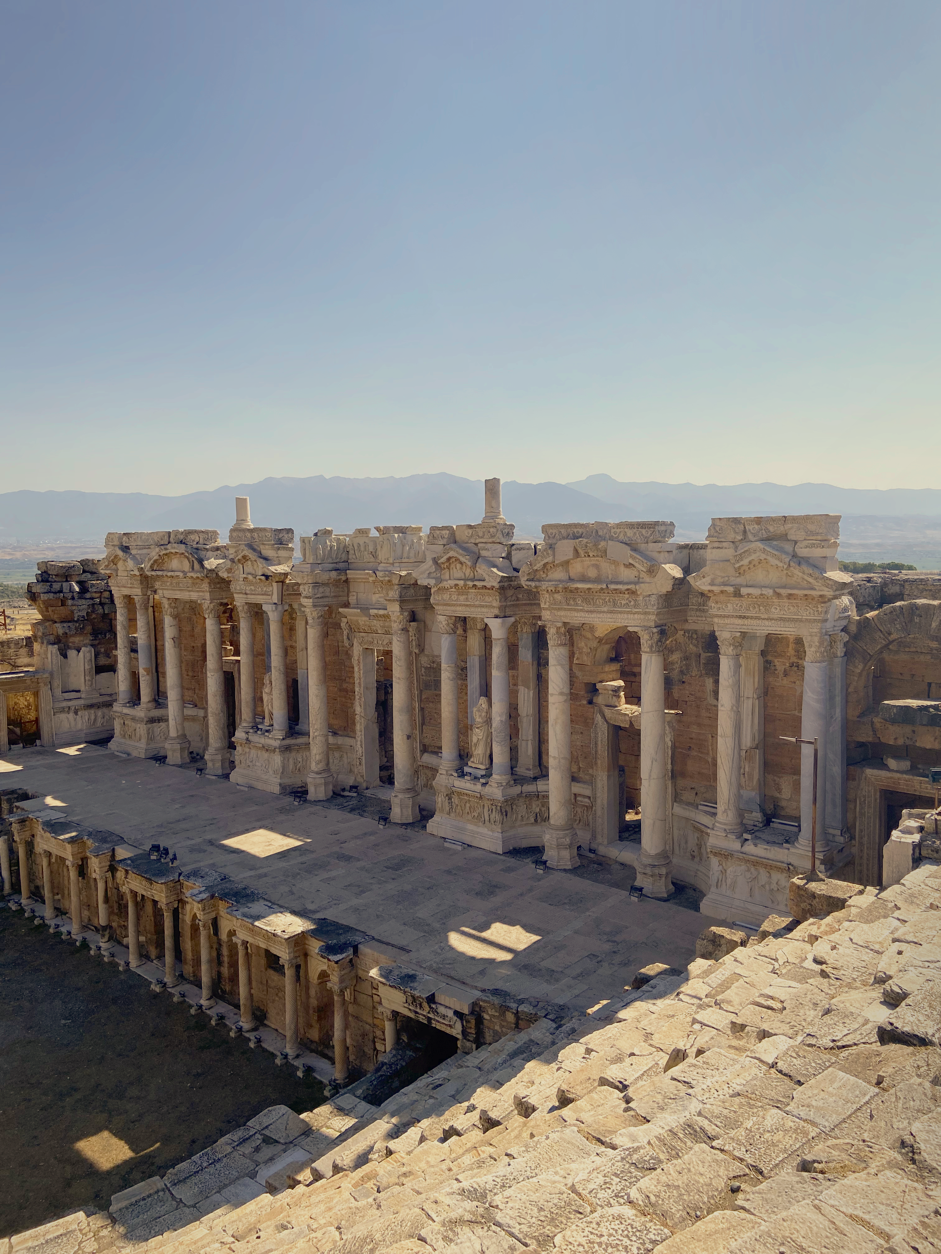 Ancient Roman Amphitheater in Pamukkale, Turkey · Free Stock Photo