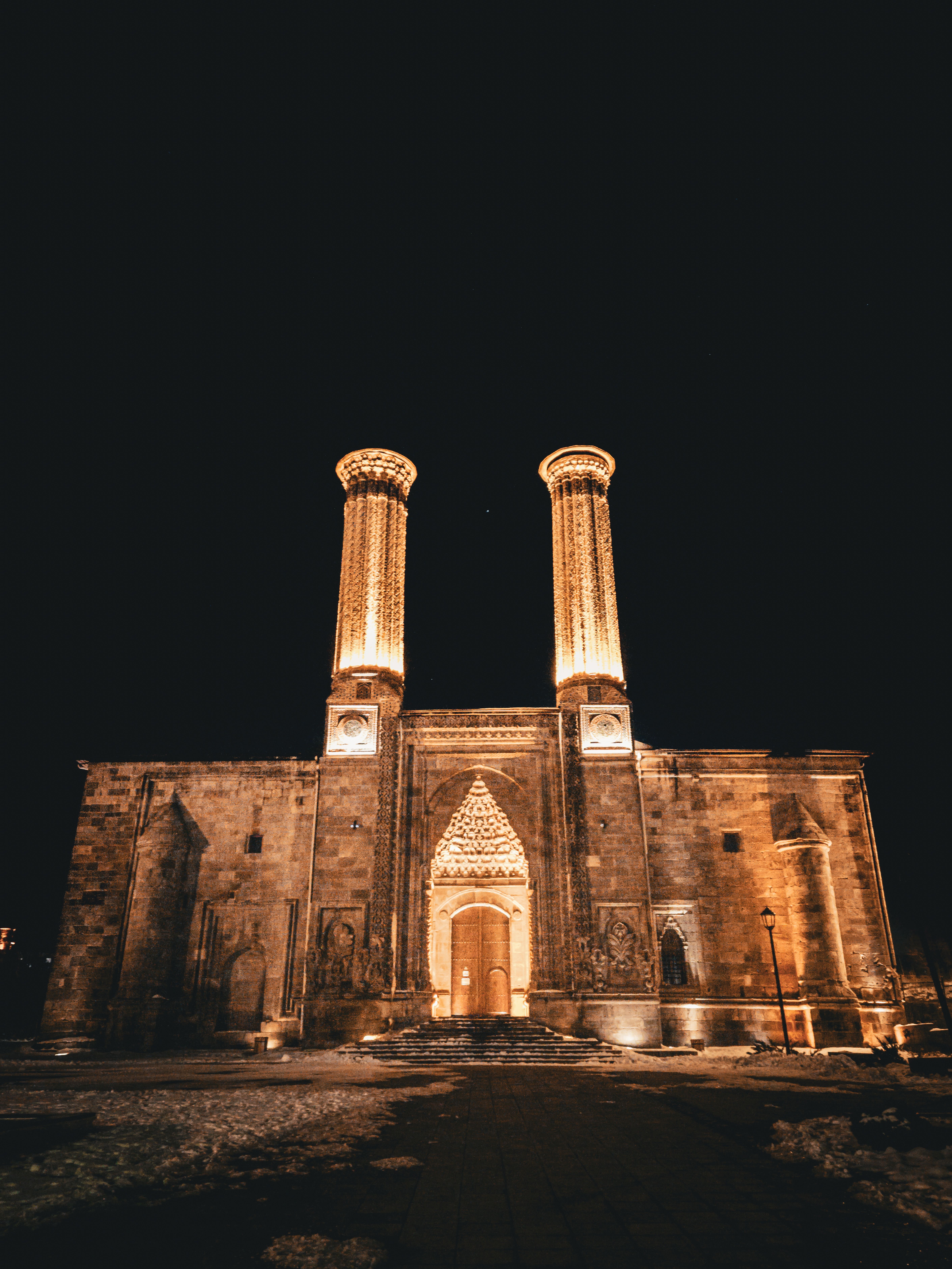 Minaret In Night Photos, Download The BEST Free Minaret In Night Stock ...