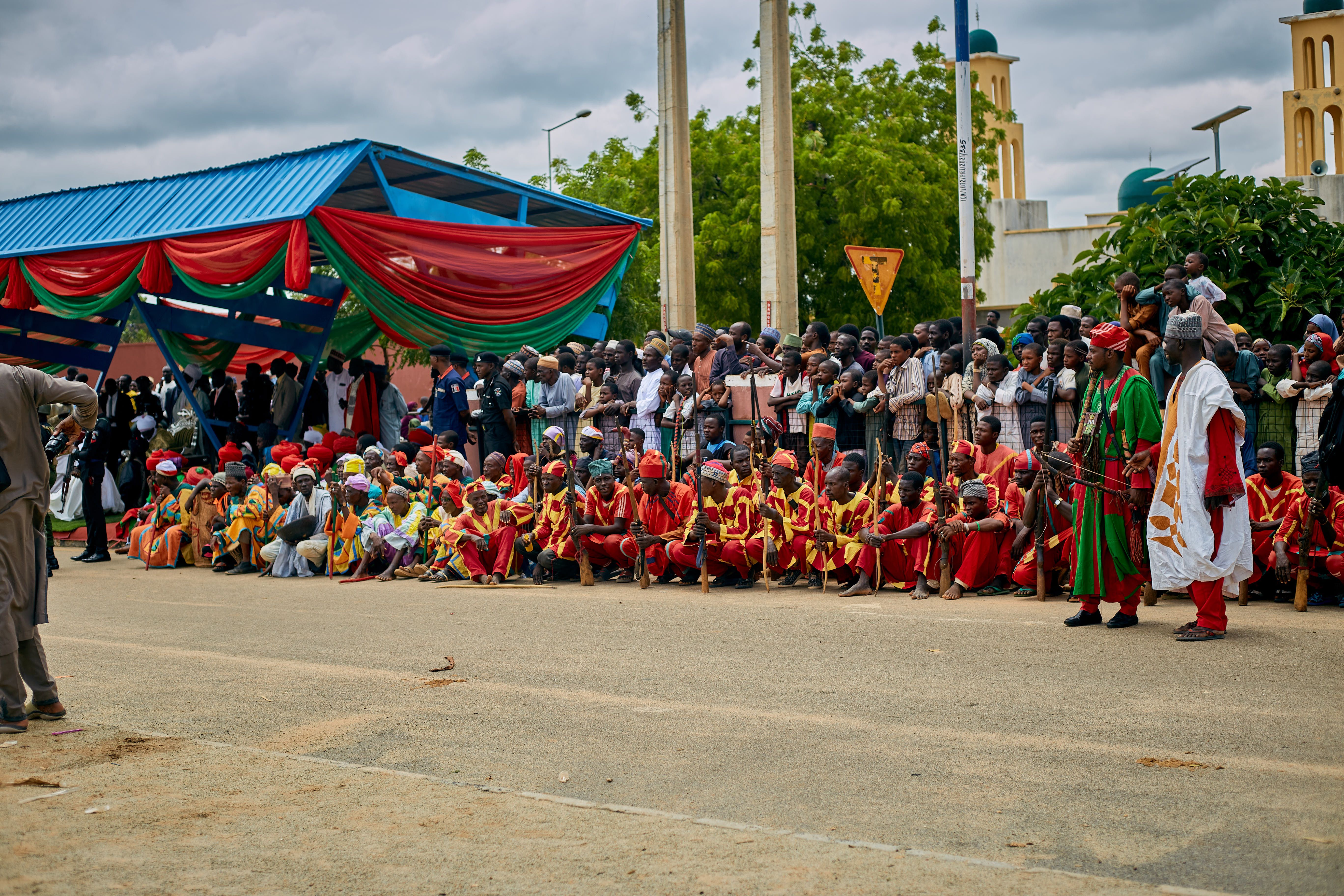 Colorful Nigerian Cultural Festival Parade · Free Stock Photo