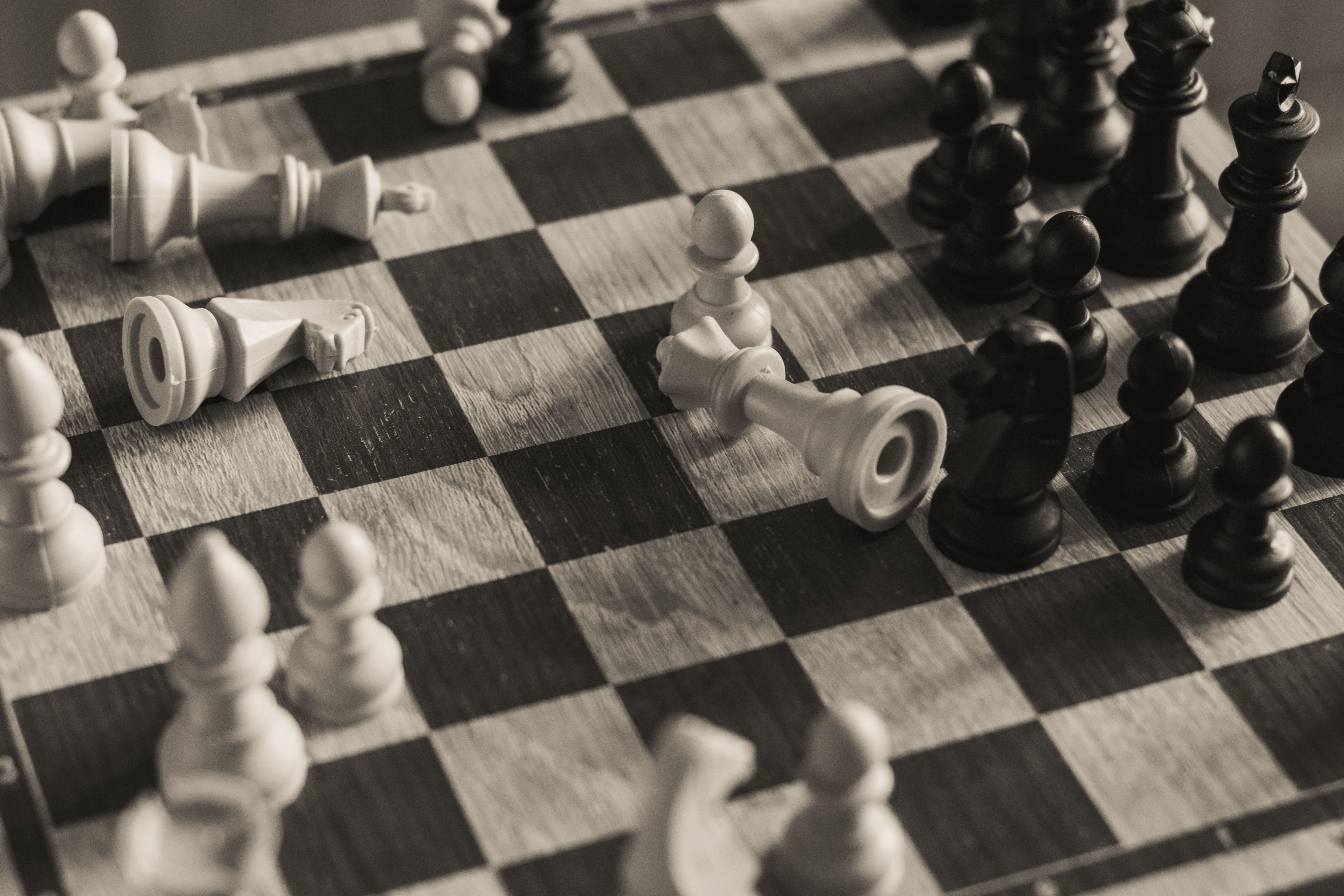 Dramatic Vintage Chess Game Scene · Free Stock Photo