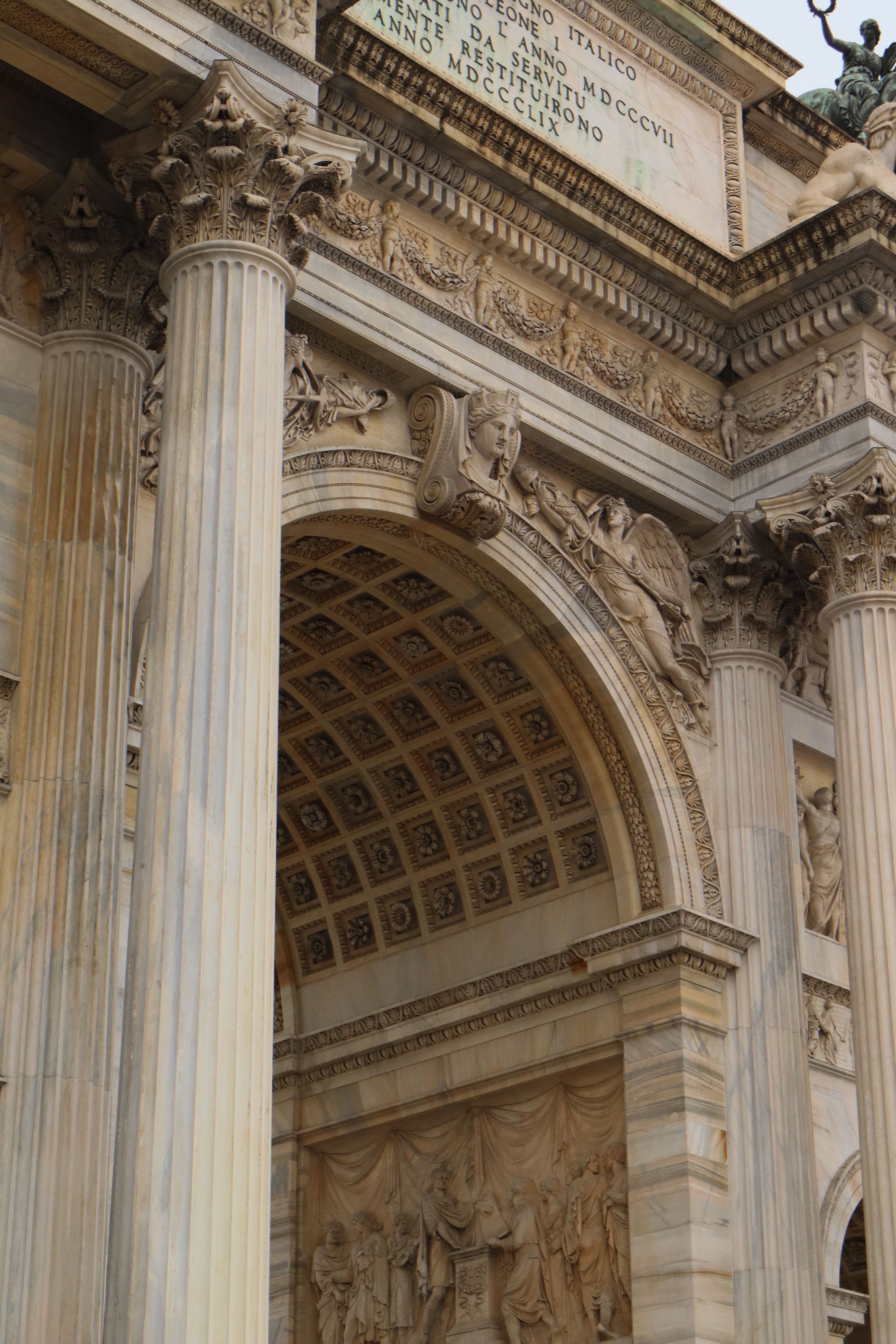 Arch of Peace in Milan - Neoclassical Architecture · Free Stock Photo