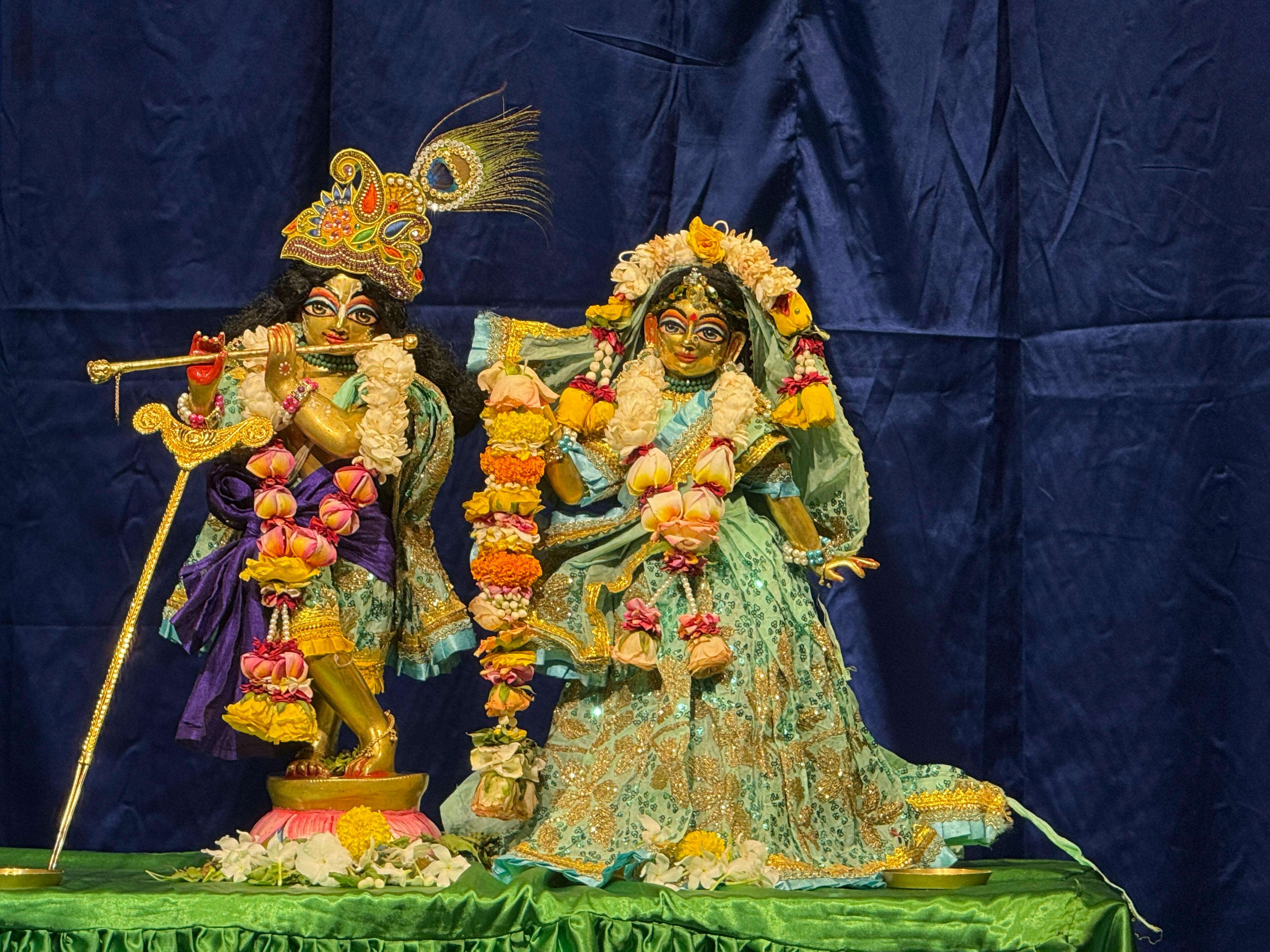 Radha Raman Temple Photos, Download The BEST Free Radha Raman Temple ...