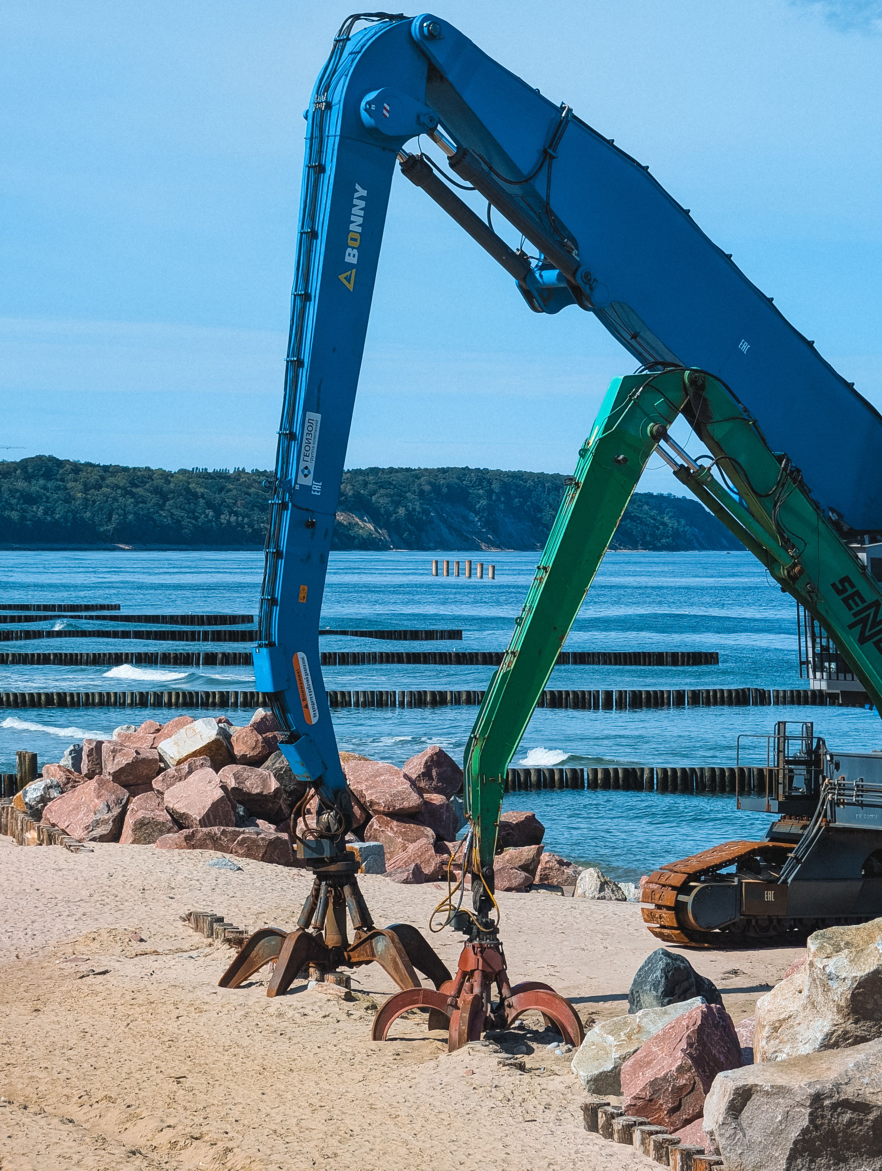 Blue Excavator Photos, Download The BEST Free Blue Excavator Stock ...