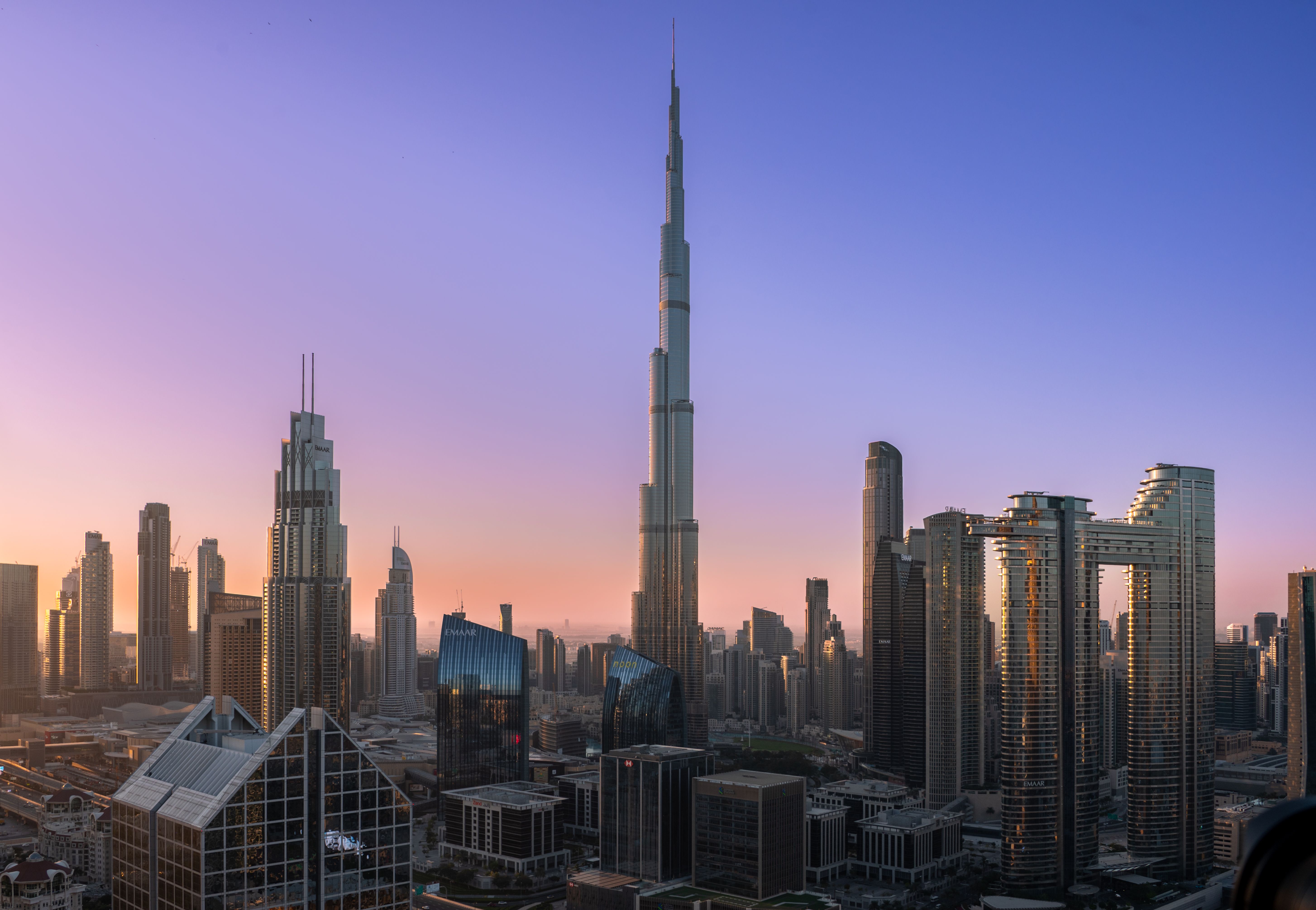 Stunning Dubai Skyline with Burj Khalifa at Sunrise · Free Stock Photo