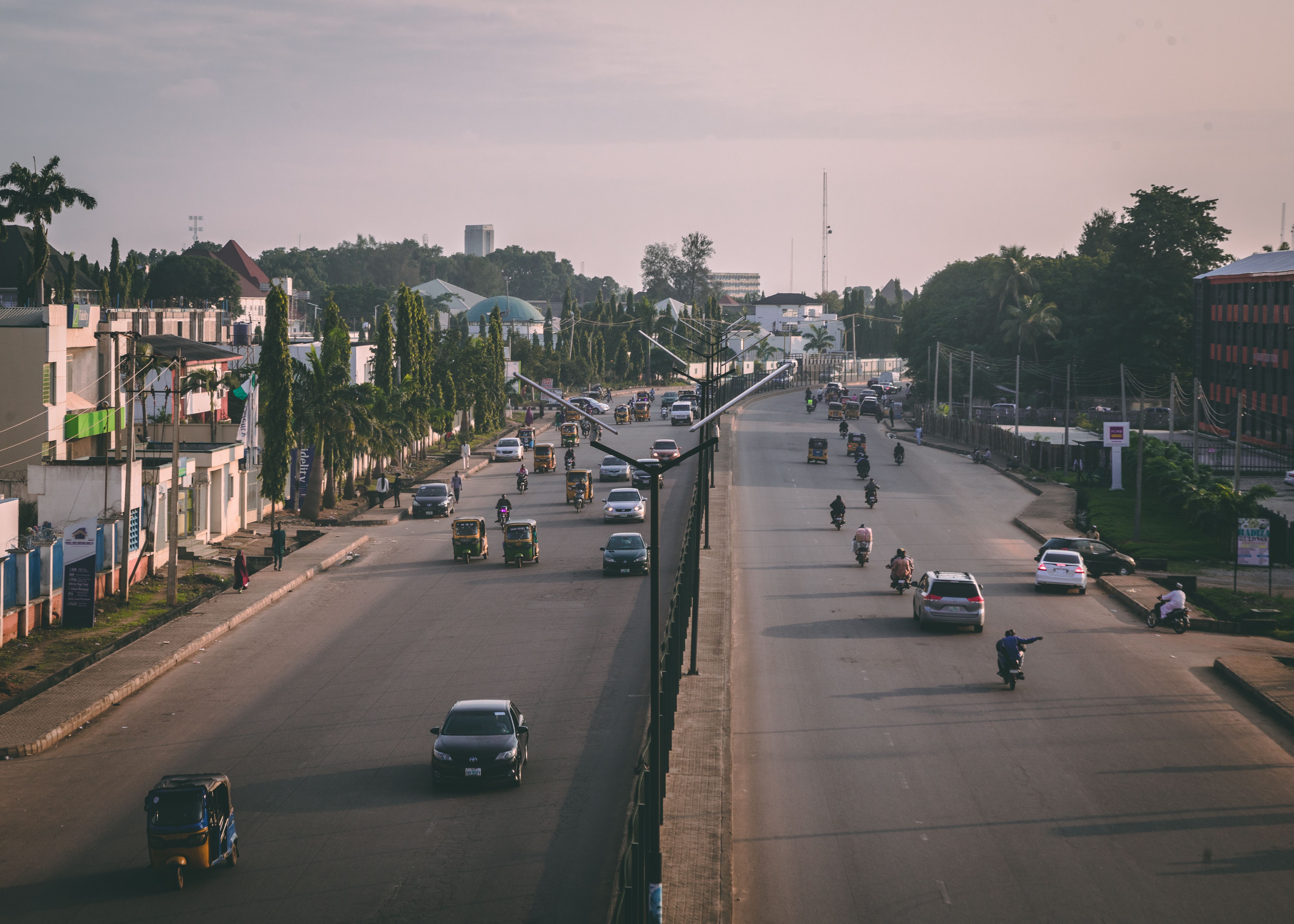 Bustling Urban Street at Daytime · Free Stock Photo