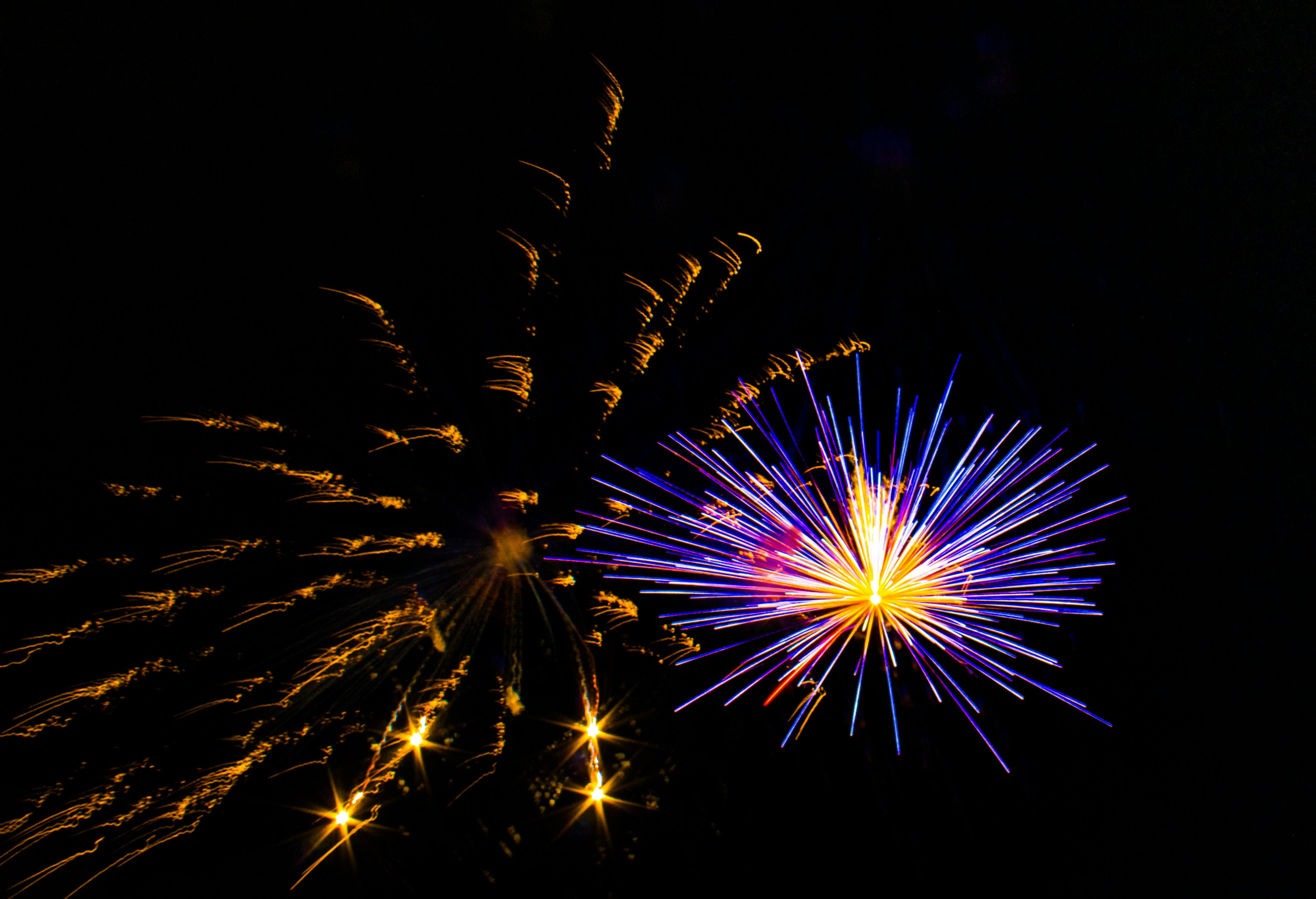 Fireworks New Year Gold Photos, Download The BEST Free Fireworks New ...