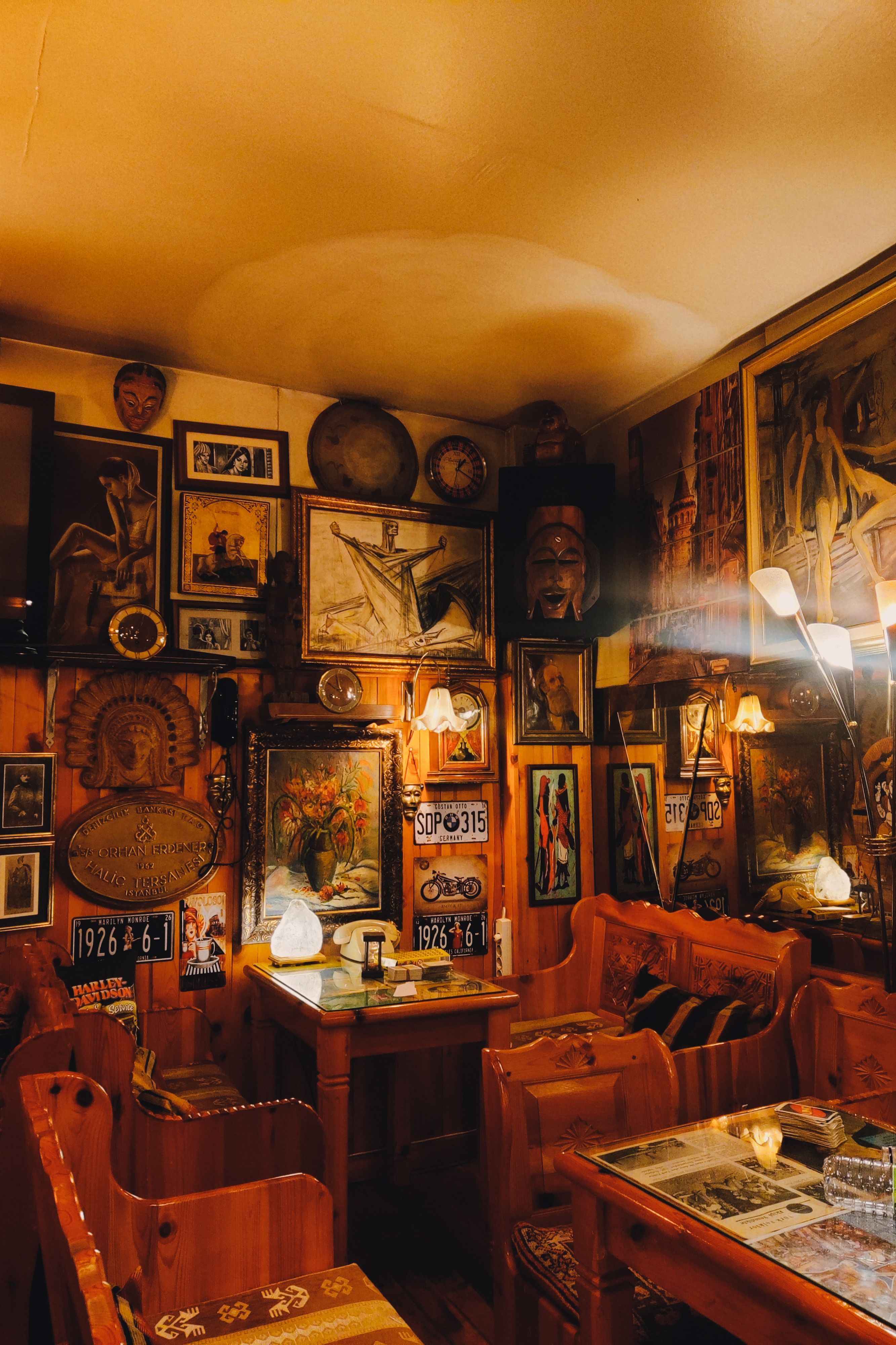 Rich Ambience Photos, Download The BEST Free Rich Ambience Stock Photos ...