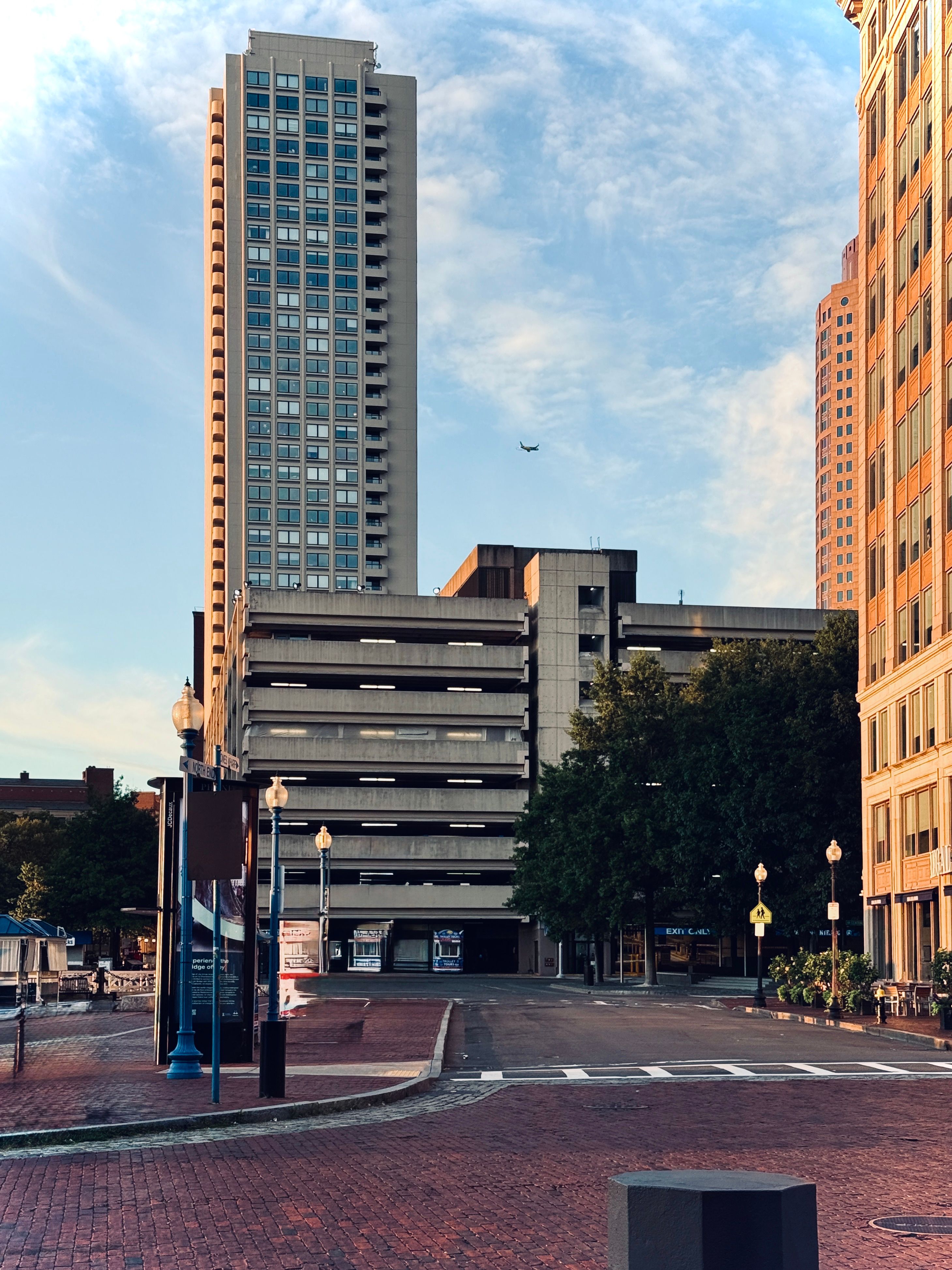 Downtown Urban Scene with Skyscraper and Trees · Free Stock Photo