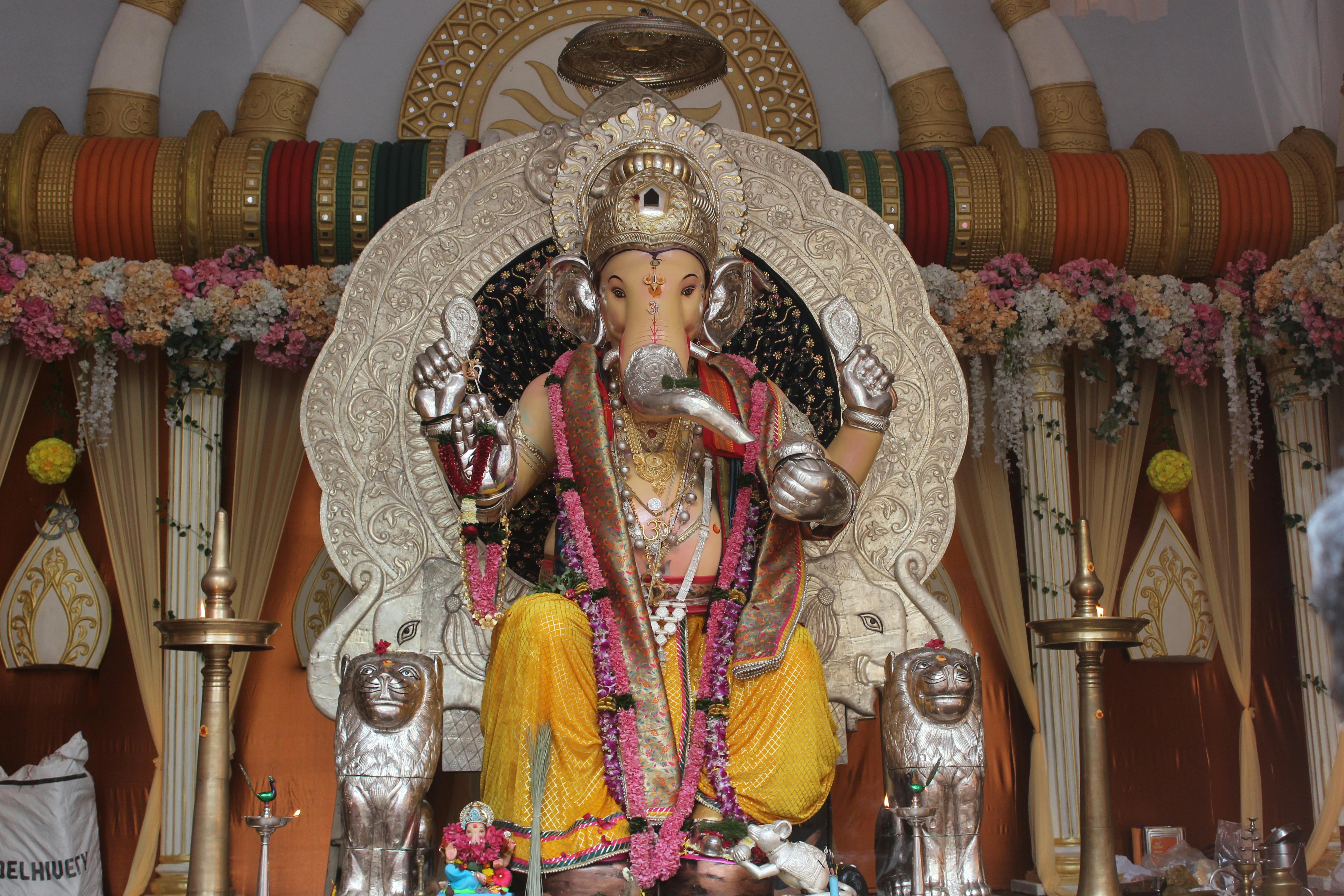 Hindu Pandit Photos, Download The BEST Free Hindu Pandit Stock Photos ...