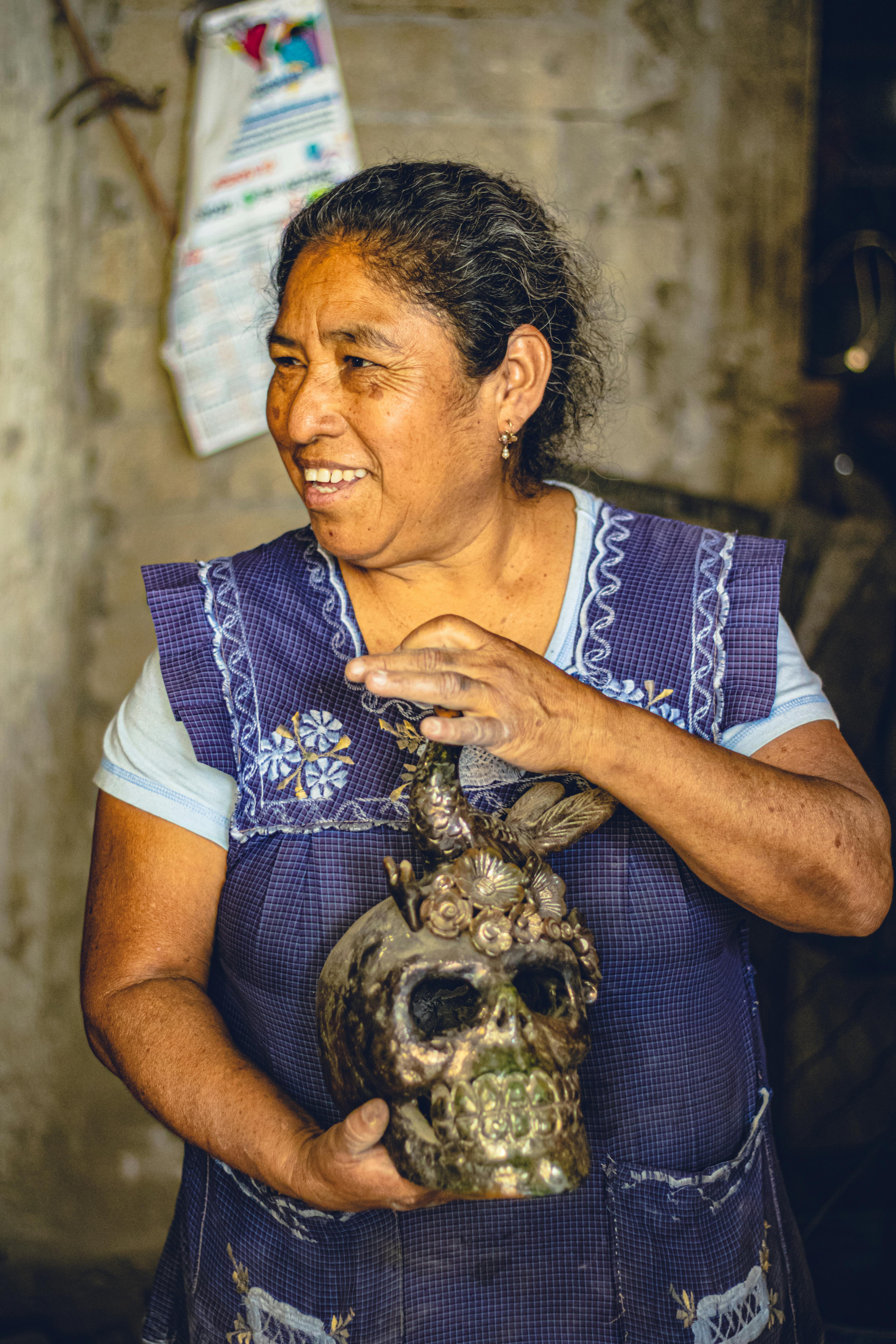 Latina+Pfp Photos, Download The BEST Free Latina+Pfp Stock Photos & HD ...