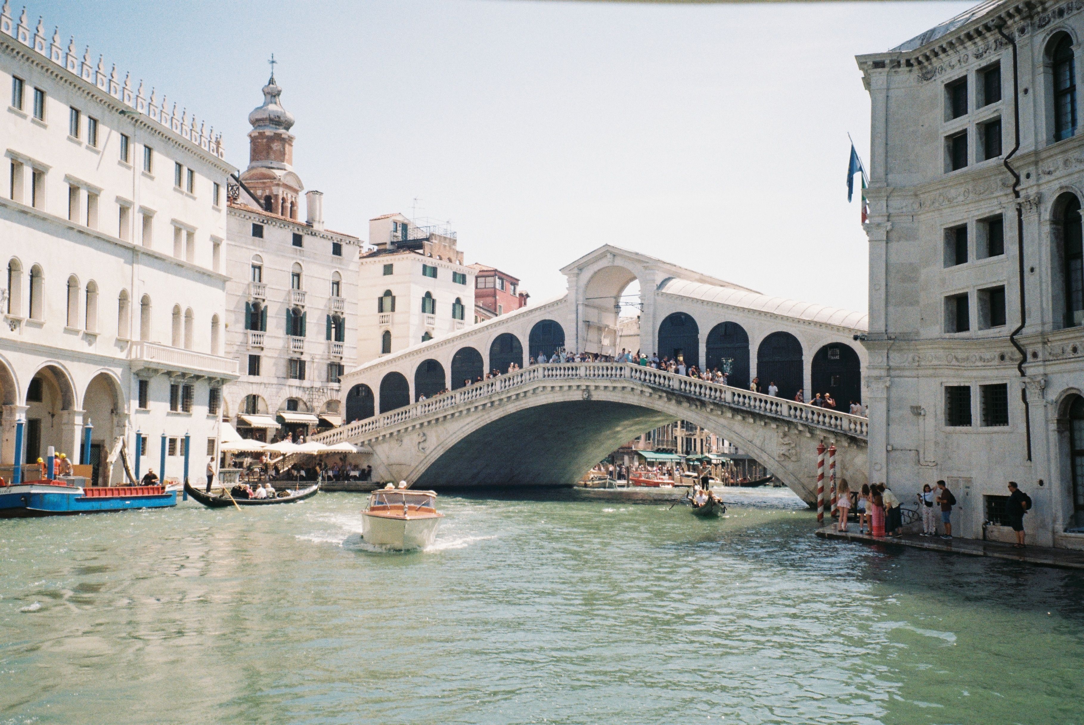 Iconic Rialto Bridge in Venice on Sunny Day · Free Stock Photo