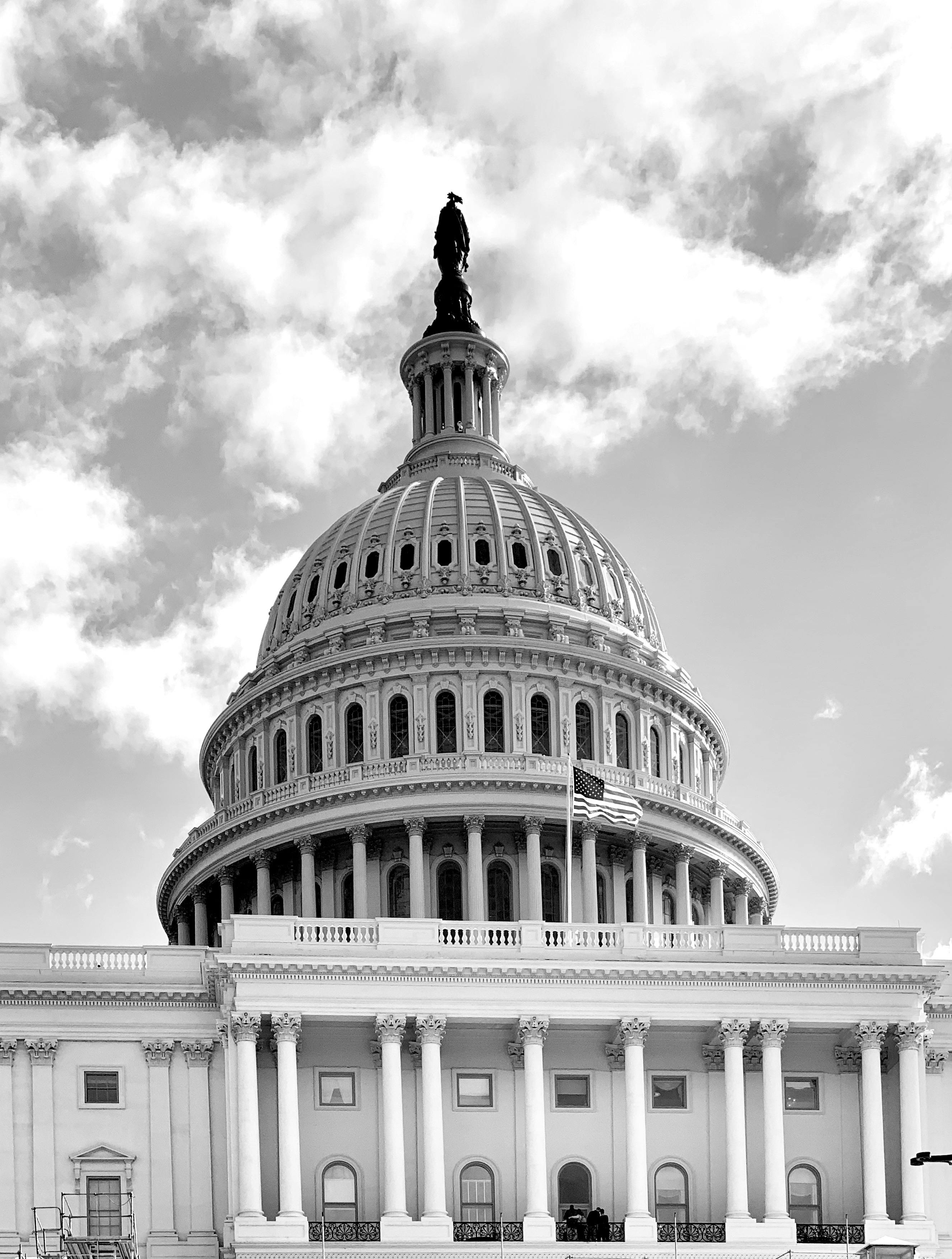 Image of old building on American banknote · Free Stock Photo