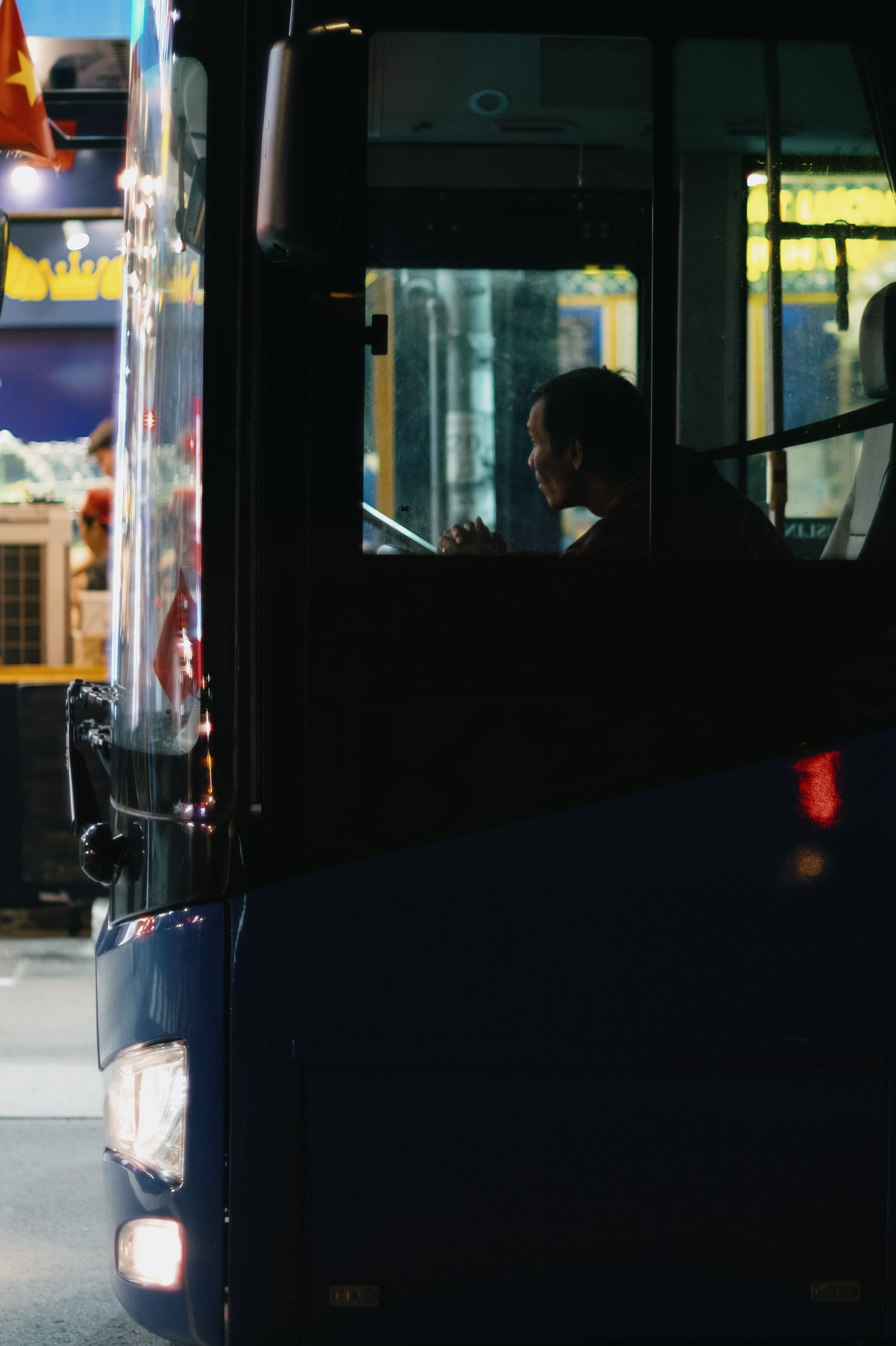 Bus Driver Photos, Download The BEST Free Bus Driver Stock Photos & HD ...