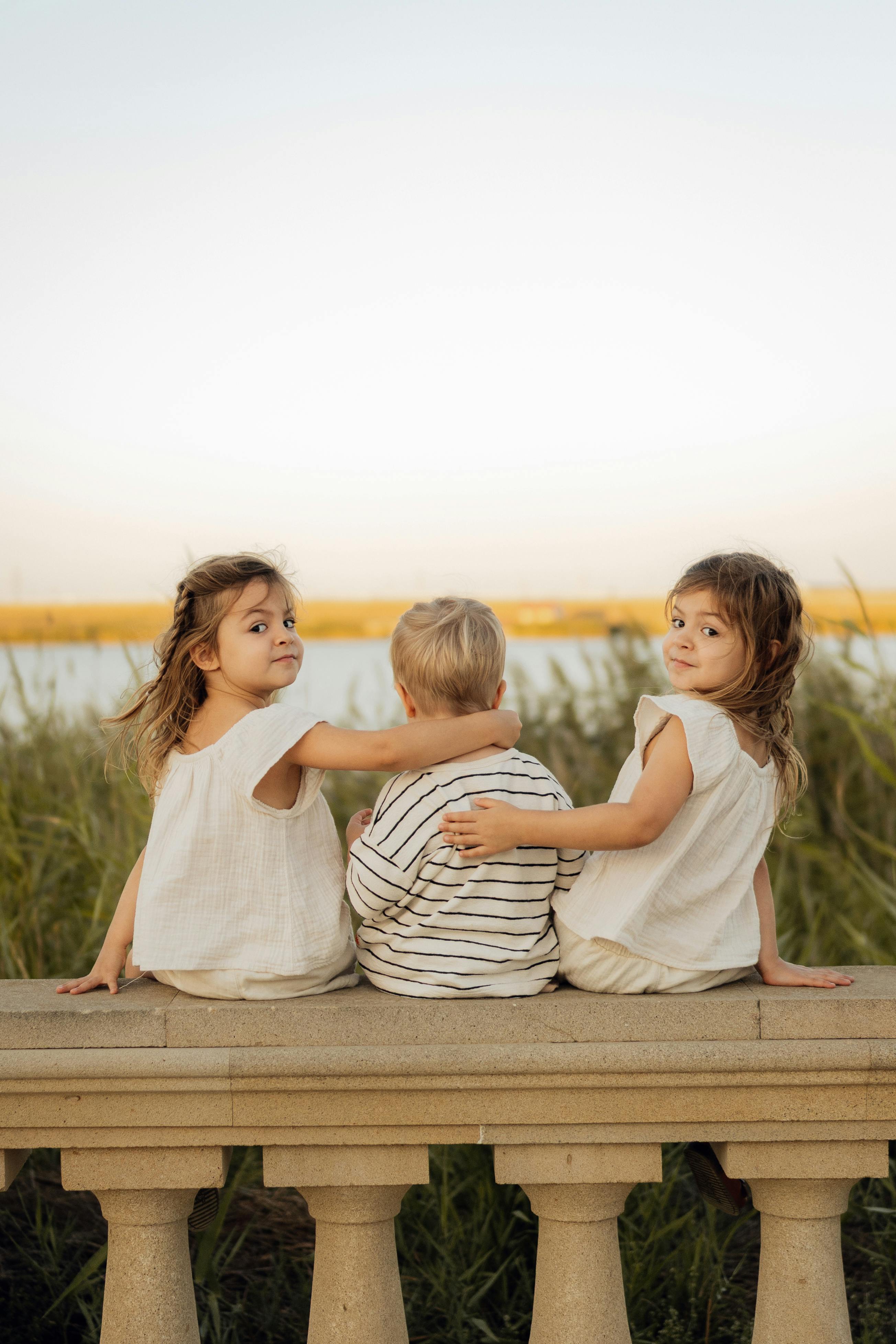 Three Besties Photos, Download The BEST Free Three Besties Stock Photos ...