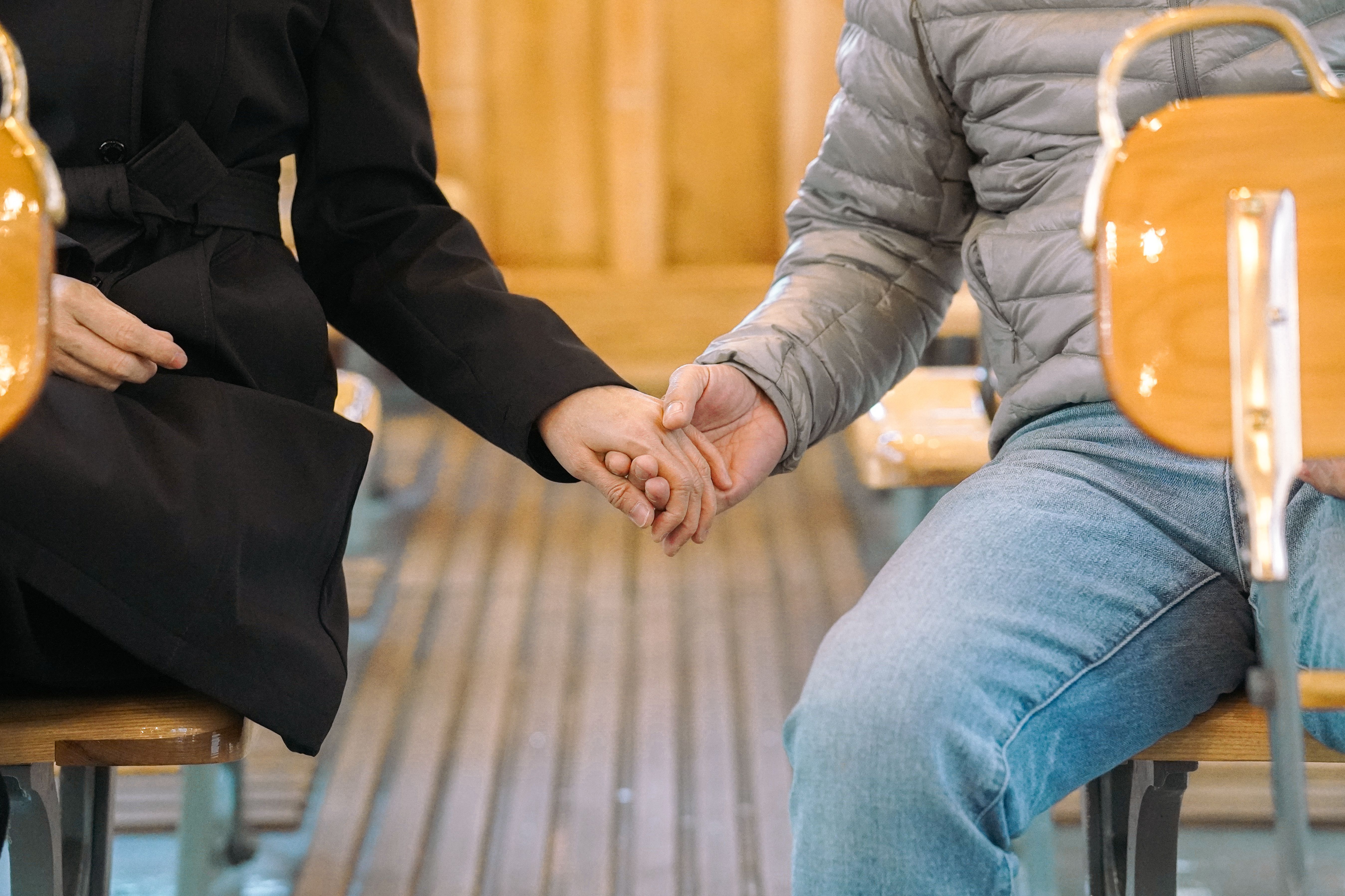 Couple Hands Photos, Download The BEST Free Couple Hands Stock Photos ...