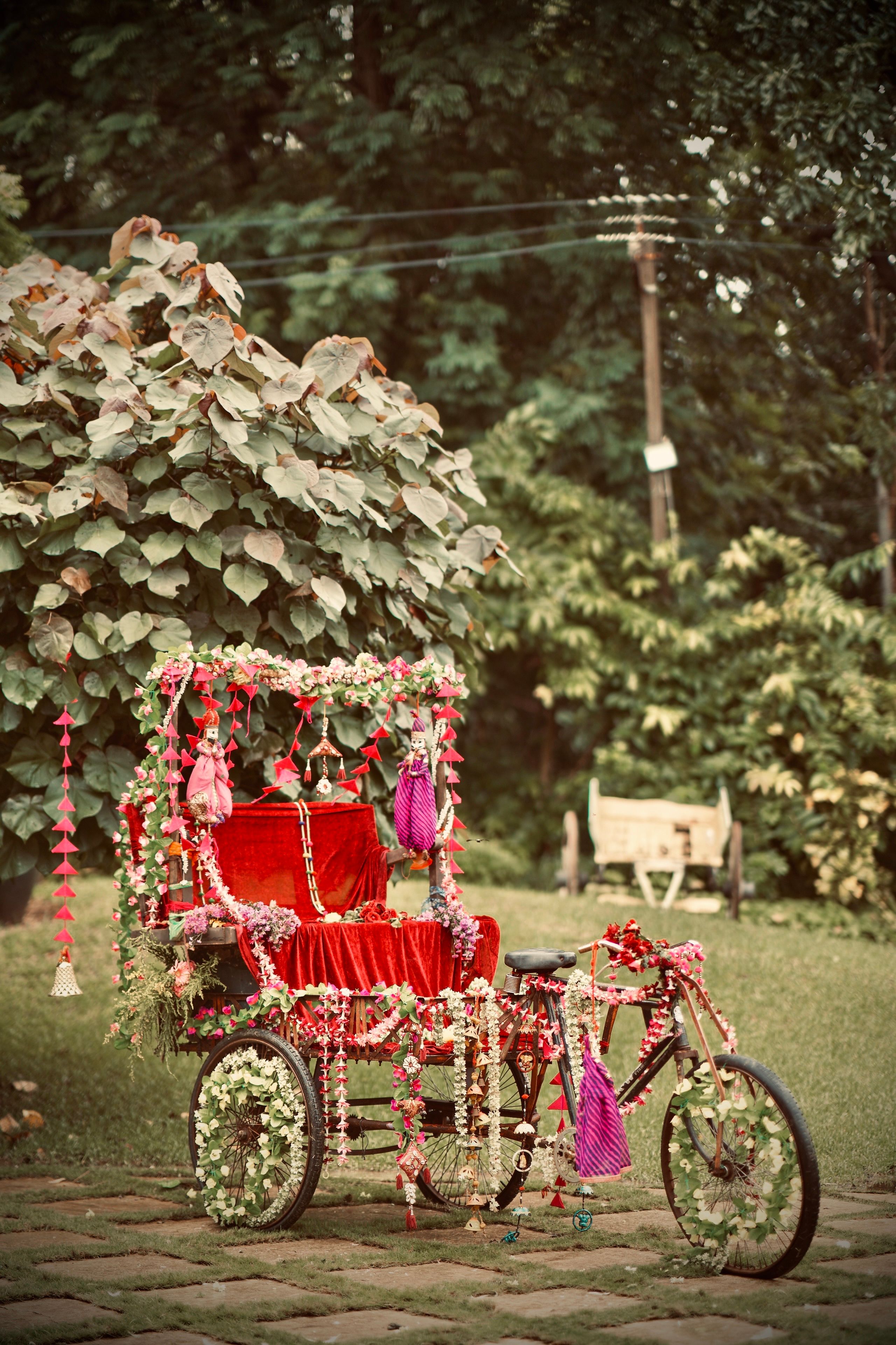Decorated Rickshaw in Vibrant Outdoor Setting · Free Stock Photo