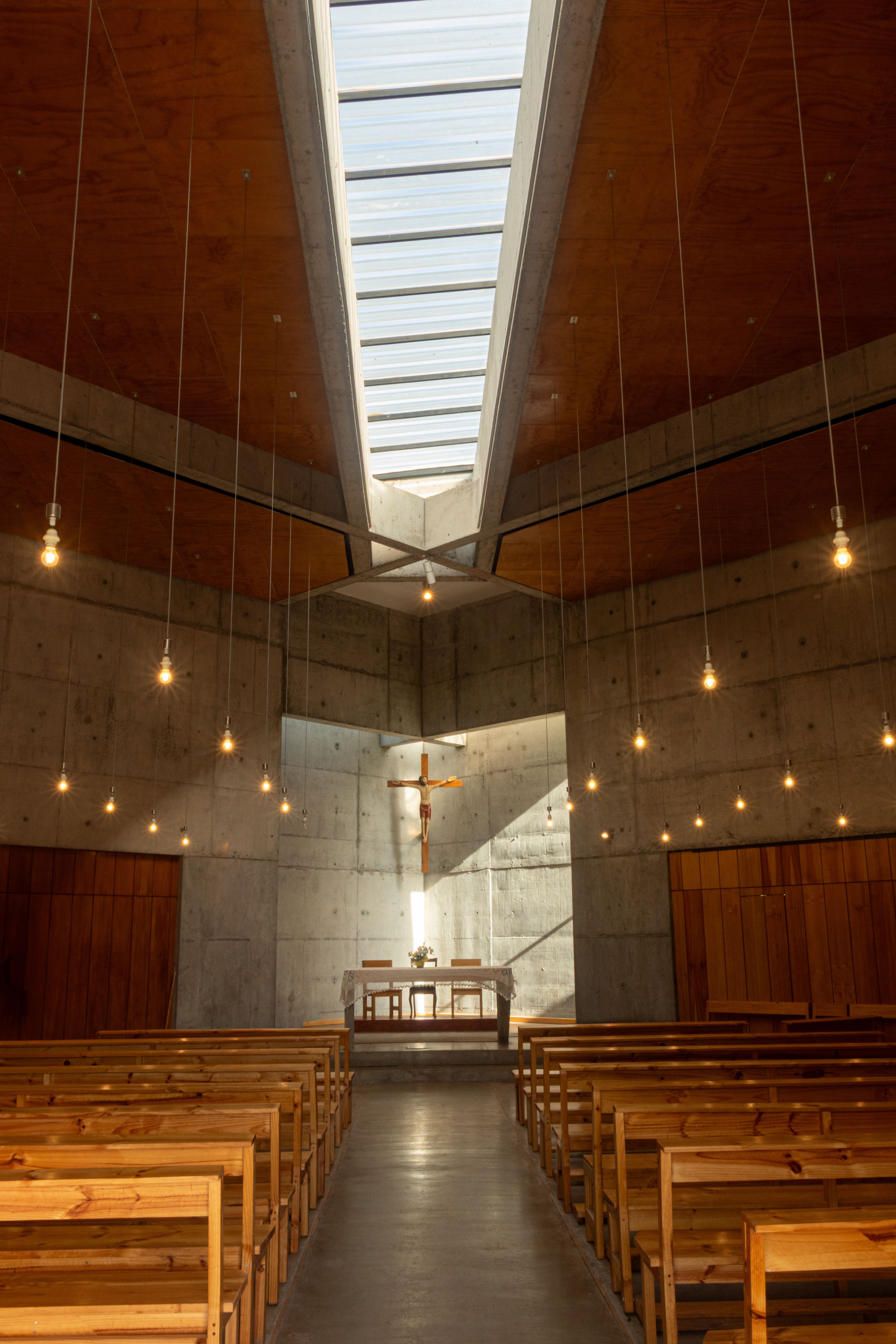 Modern Concrete Church with Wooden Benches · Free Stock Photo
