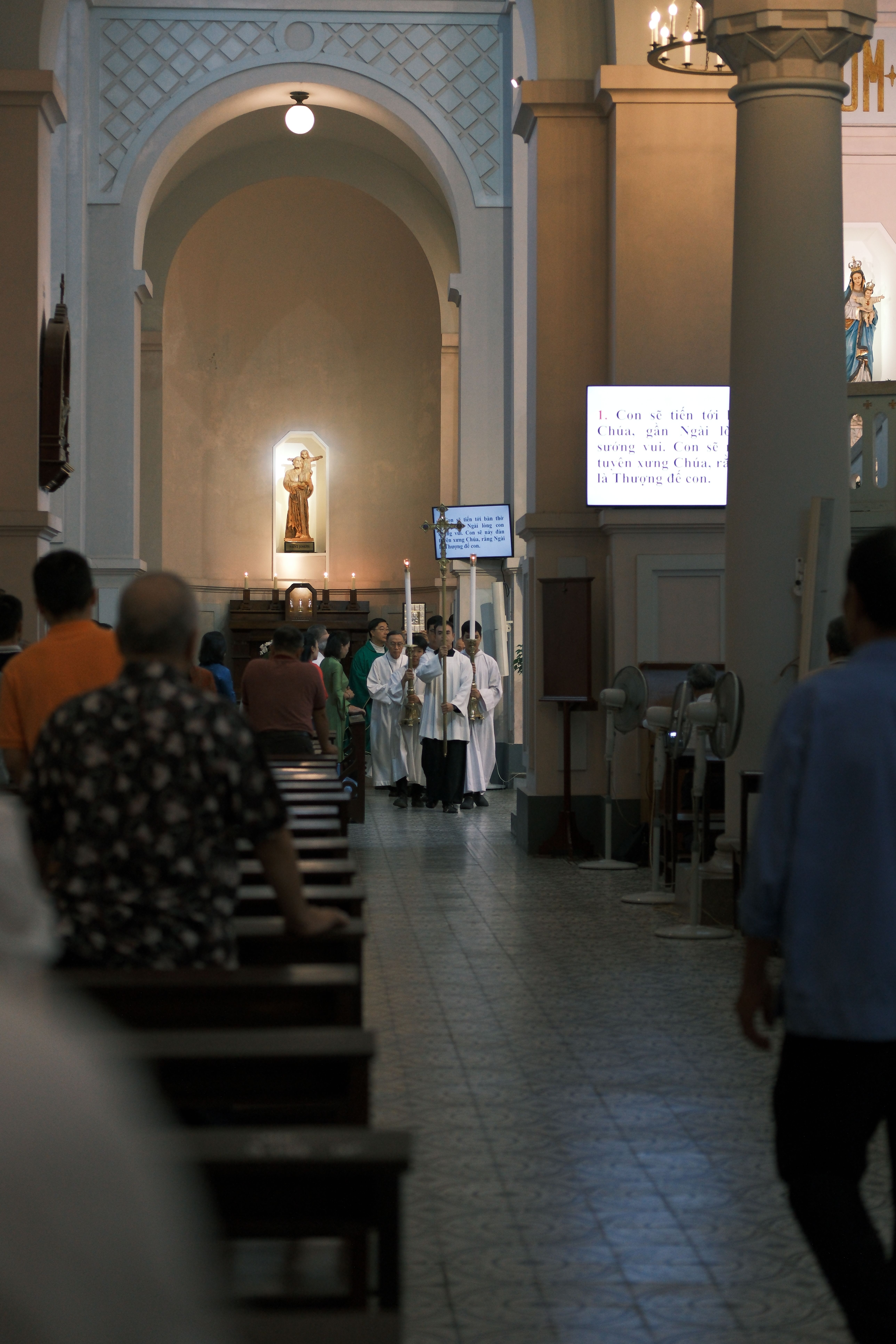 Church ceremony with clergy procession · Free Stock Photo