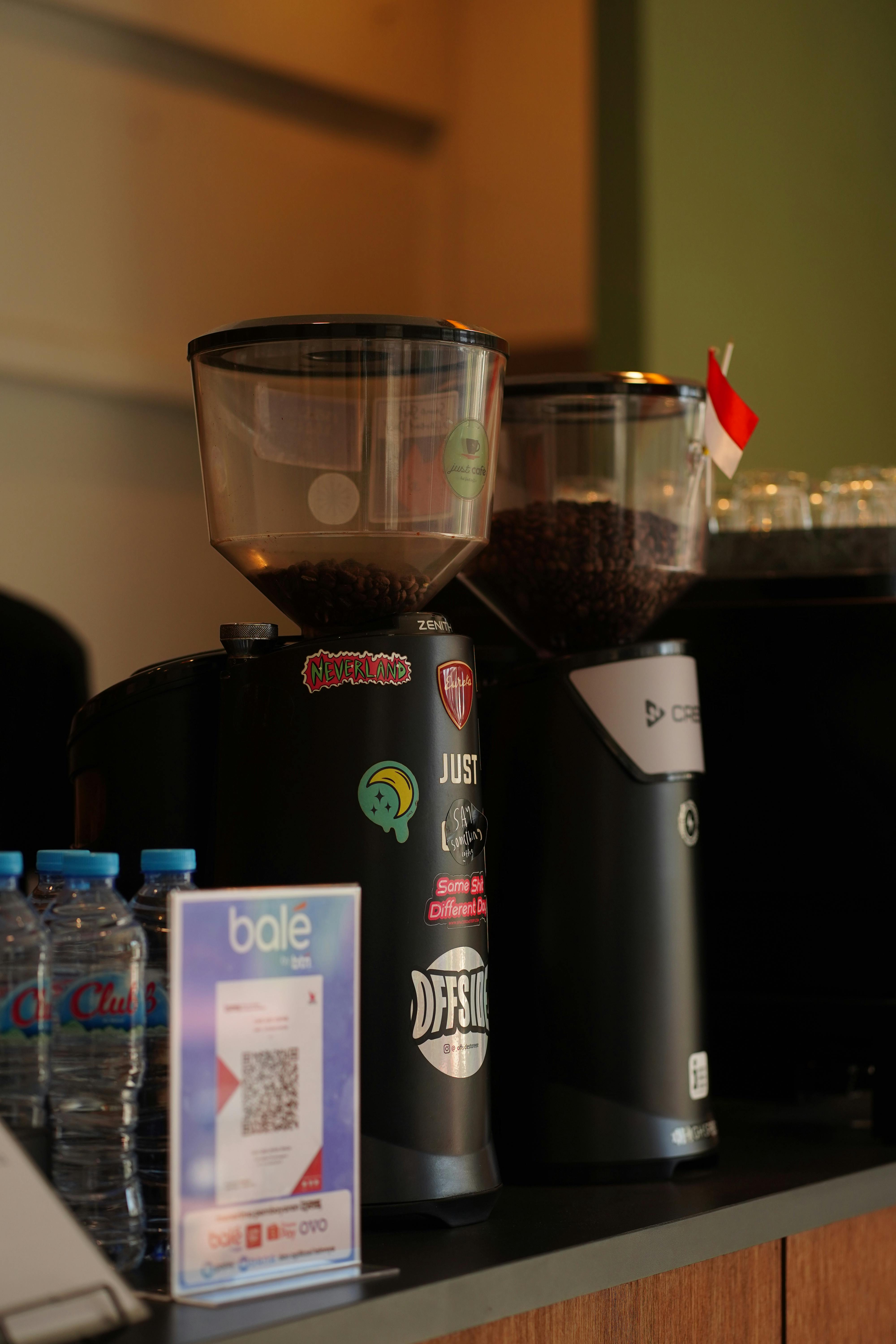 Evm Machine Photos, Download The BEST Free Evm Machine Stock Photos ...