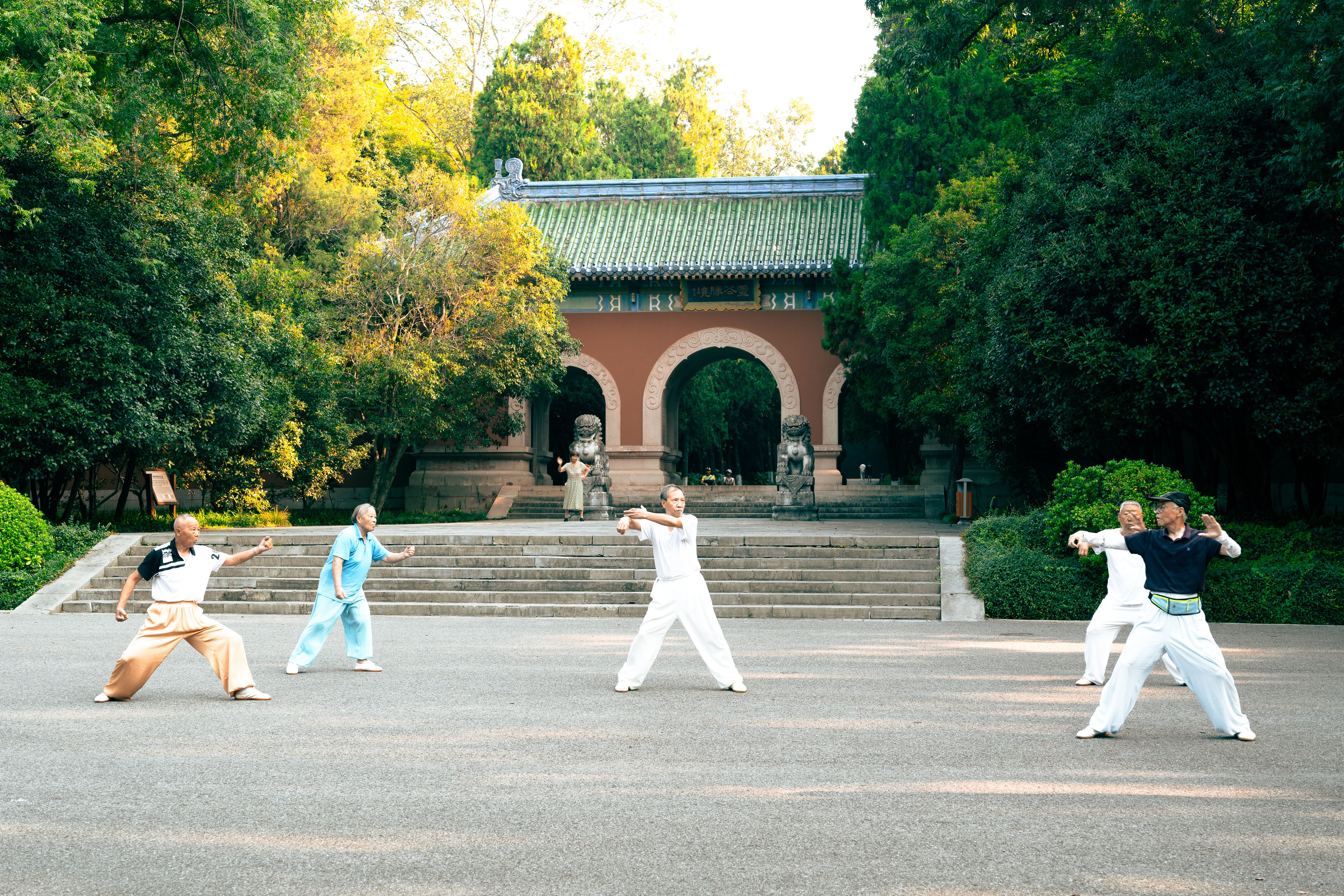 Tai Chi Practice at Linggu Temple, Nanjing · Free Stock Photo