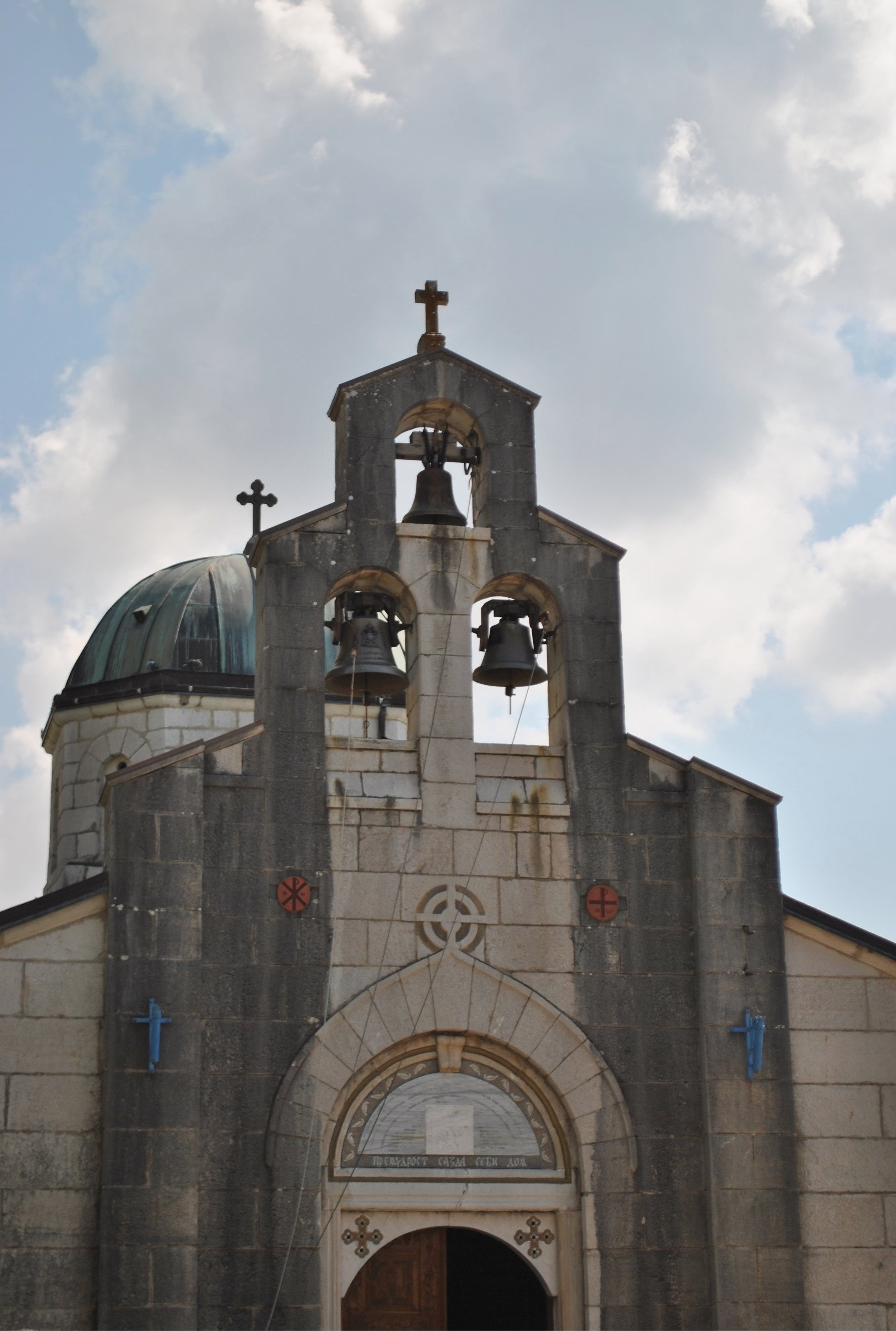 Exterior of Church Building · Free Stock Photo