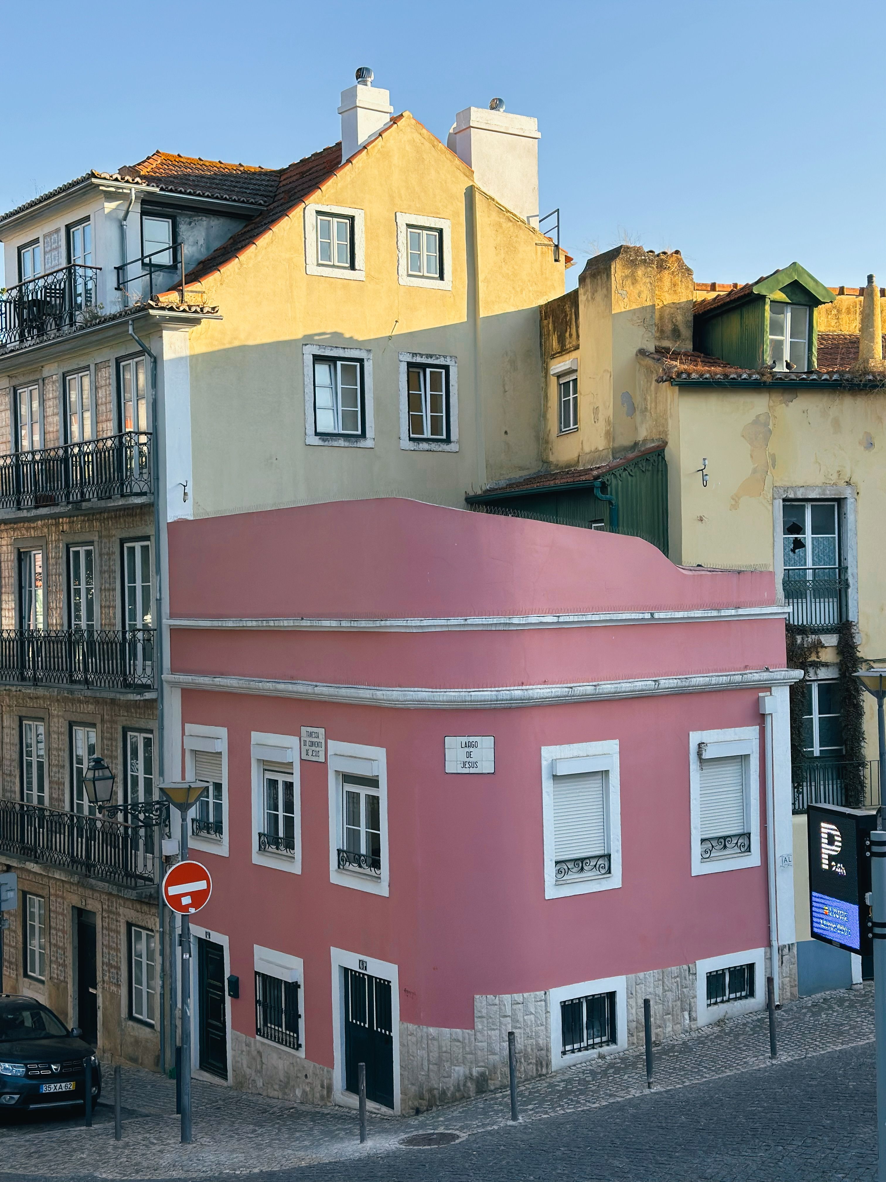 Charming Colorful Building in European Cityside · Free Stock Photo