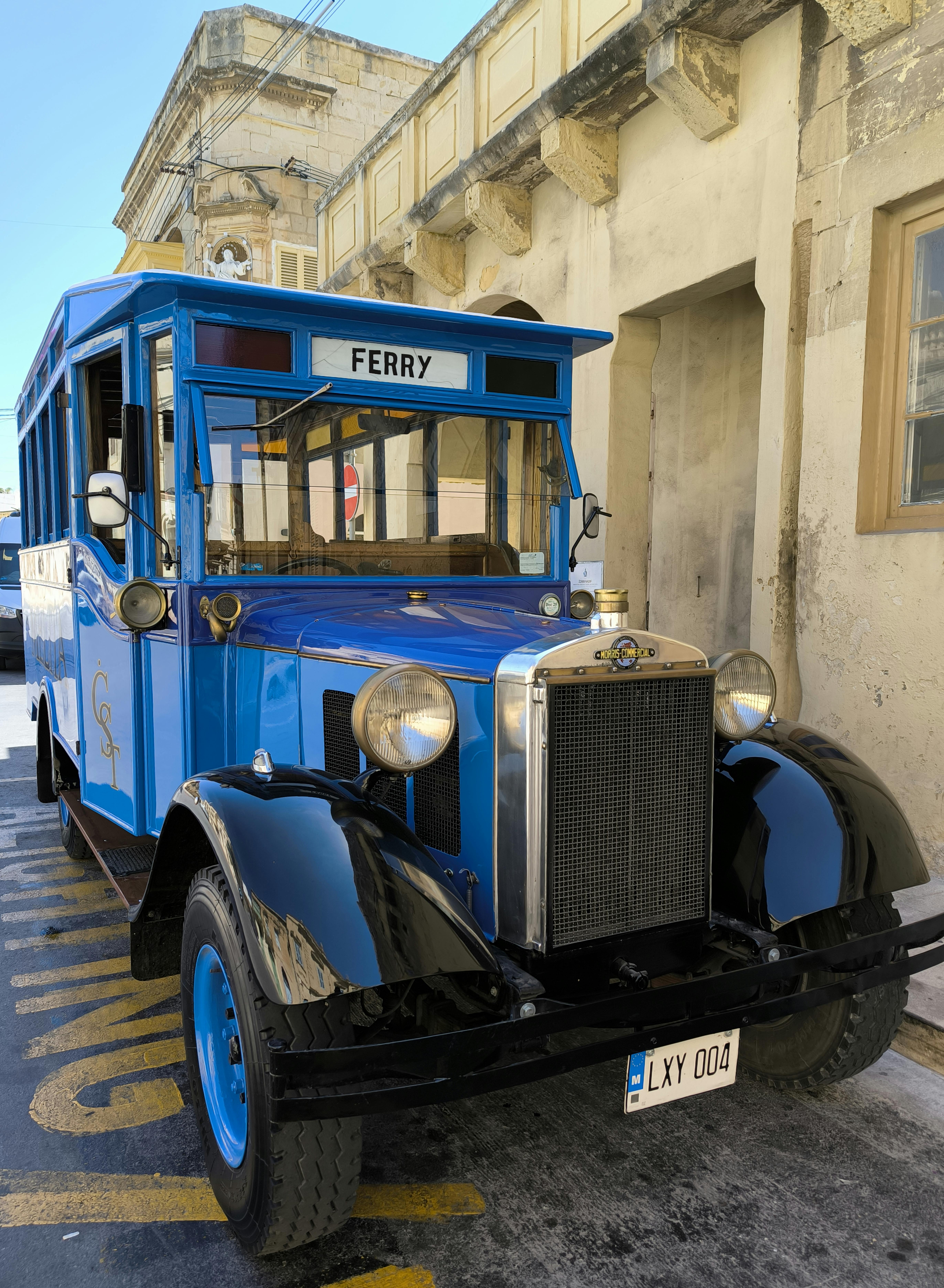 Dam Rajina Bus Photos, Download The BEST Free Dam Rajina Bus Stock ...