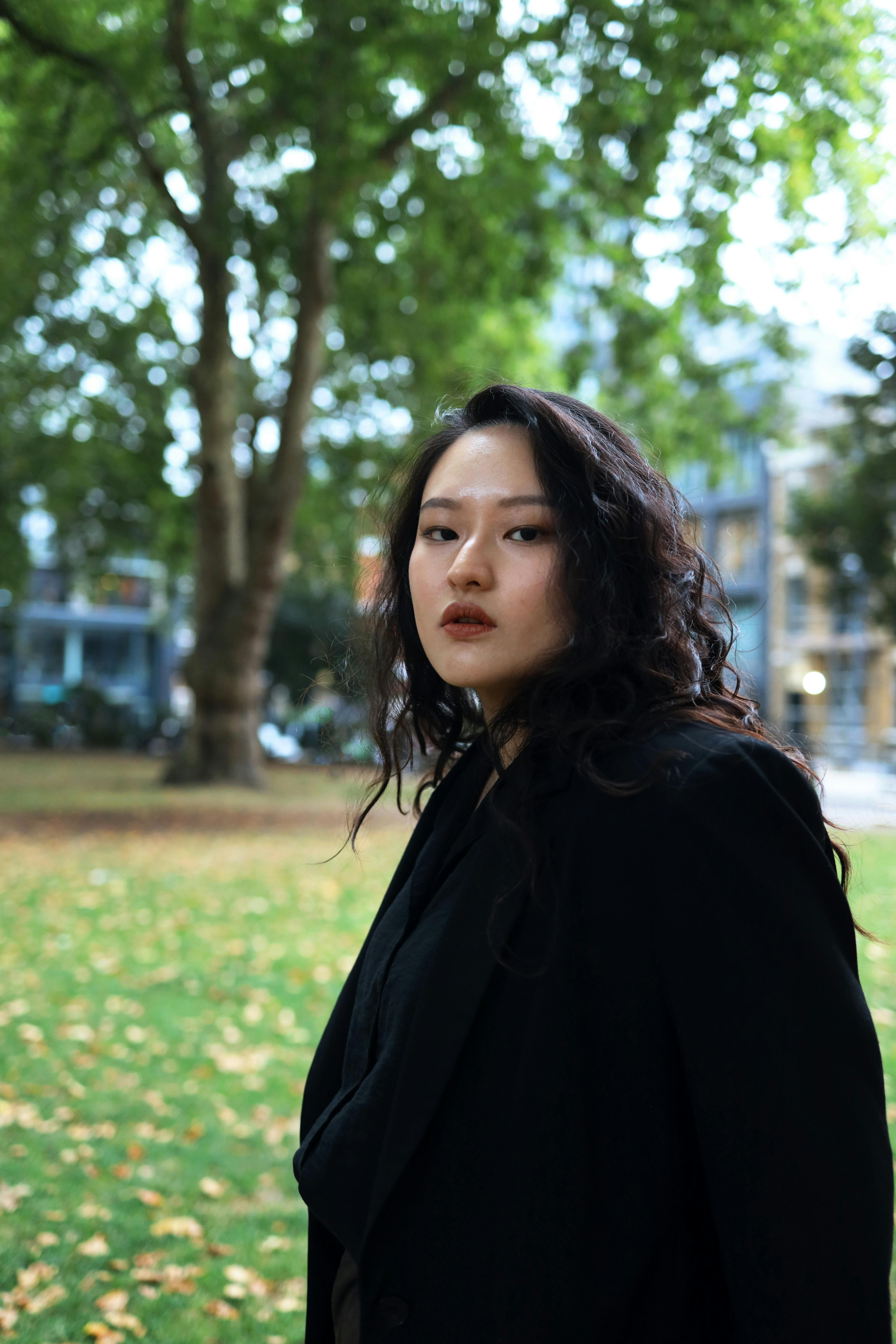 Medium Shot Photos, Download The BEST Free Medium Shot Stock Photos ...