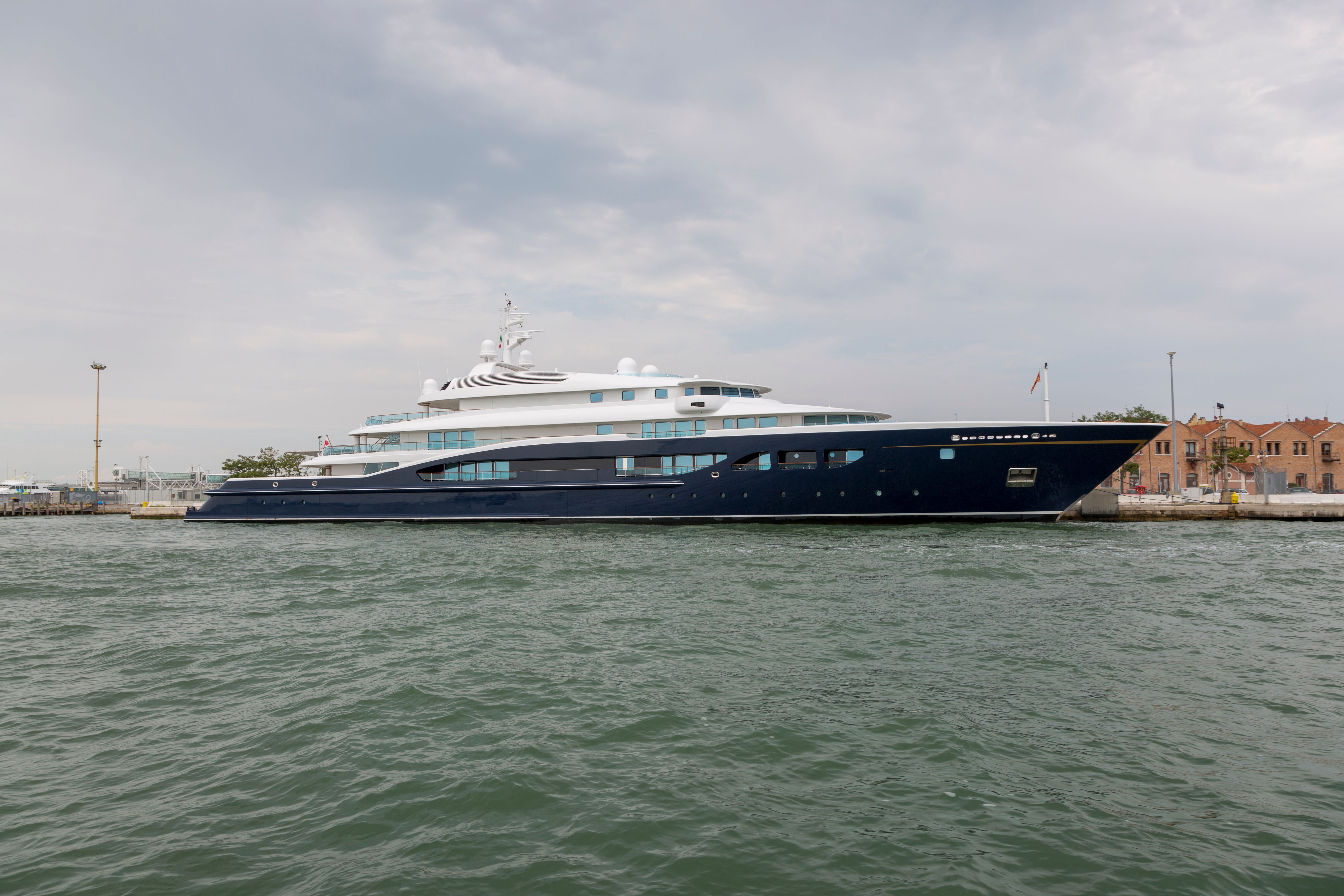 Luxury Yacht Photos, Download The BEST Free Luxury Yacht Stock Photos ...