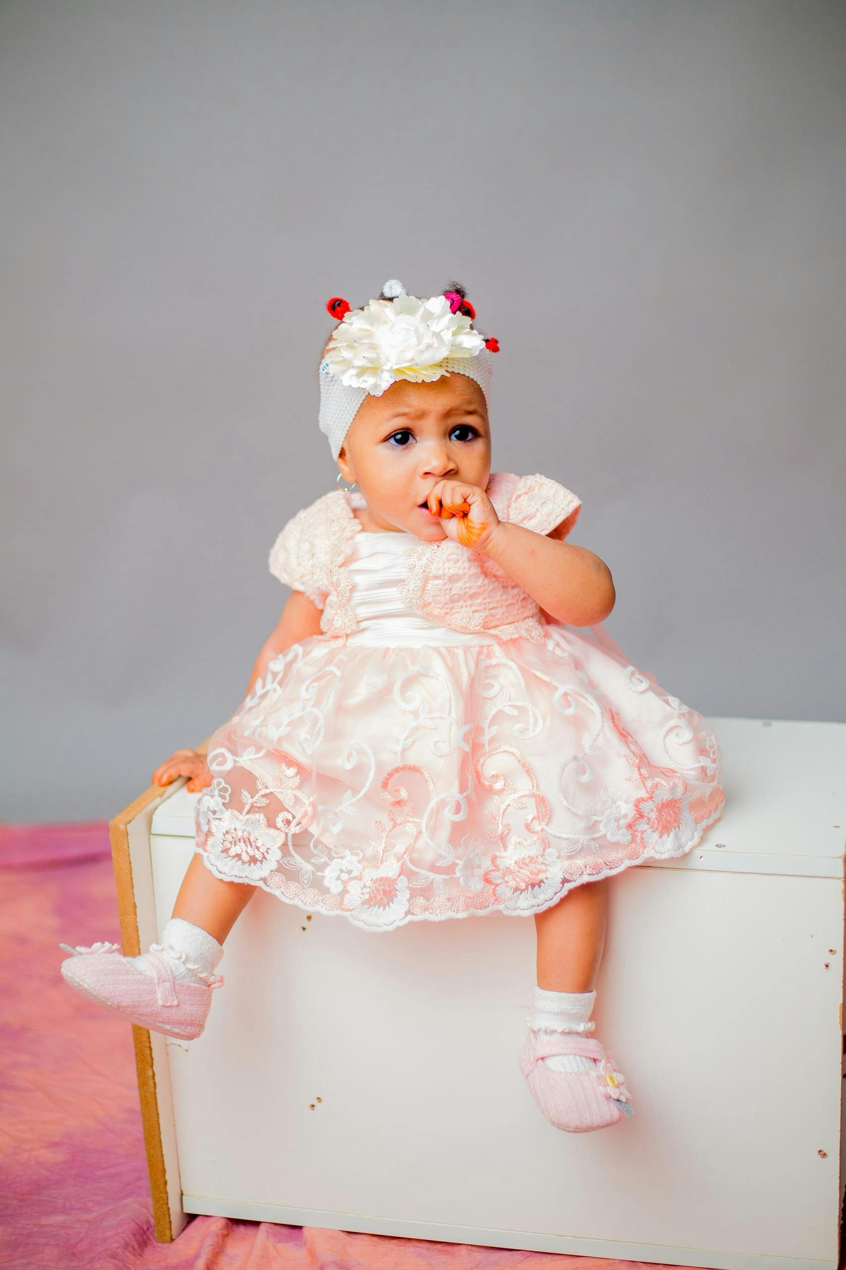 Midget+Feet Photos, Download The BEST Free Midget+Feet Stock Photos ...