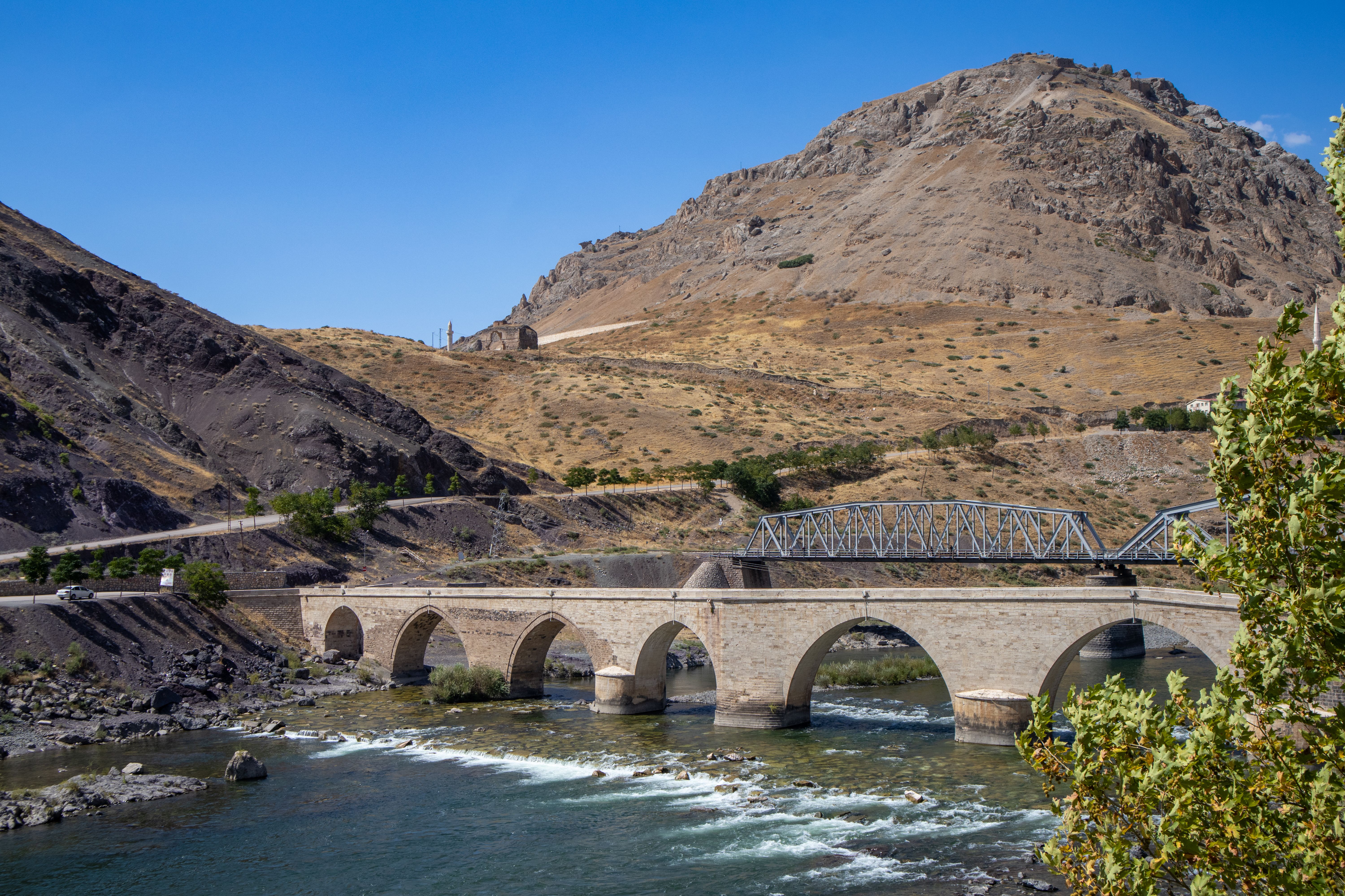 Historic Bridge in Palu, Elazığ, Türkiye · Free Stock Photo