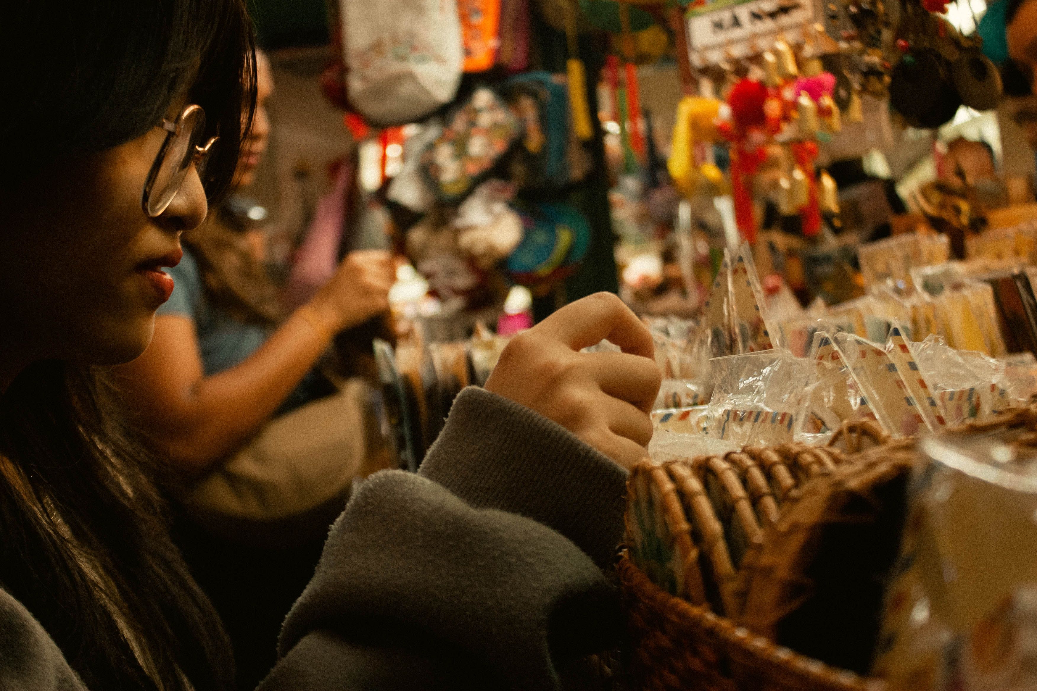 Consumer Photos, Download The BEST Free Consumer Stock Photos & HD Images