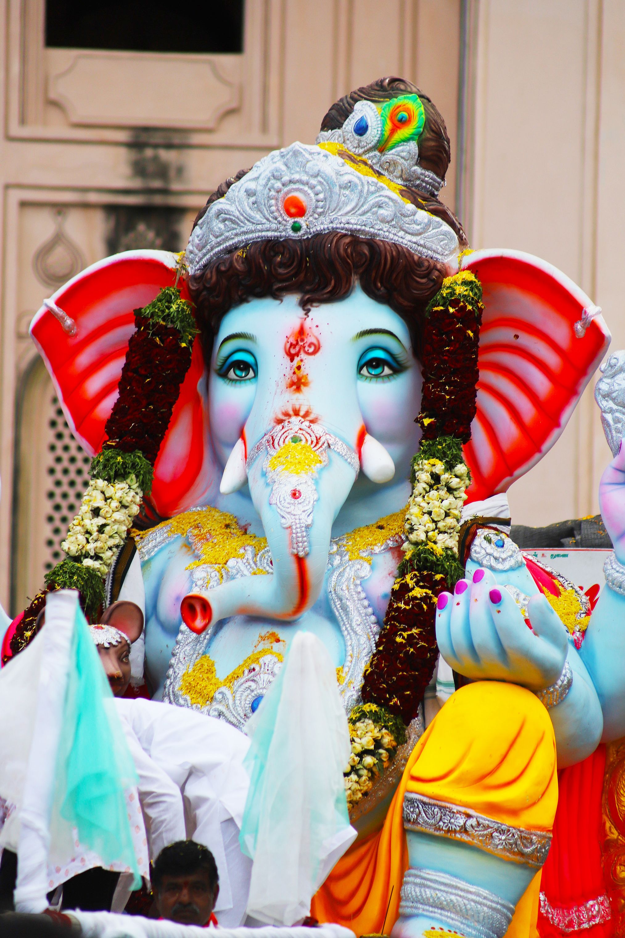 Vibrant Ganesh Festival Statue in Celebration · Free Stock Photo