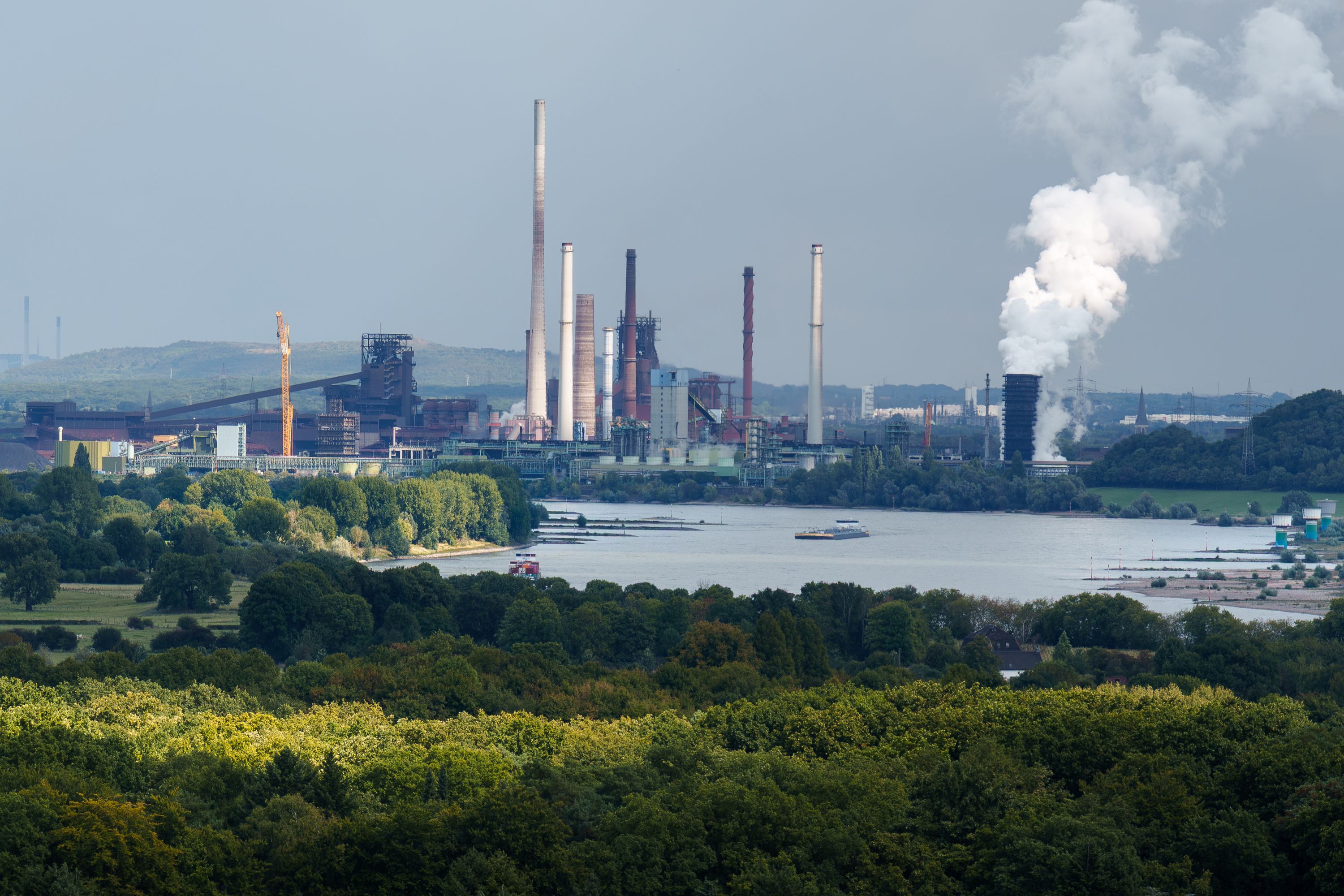 Air Pollution Factory Portrait Photos, Download The BEST Free Air ...