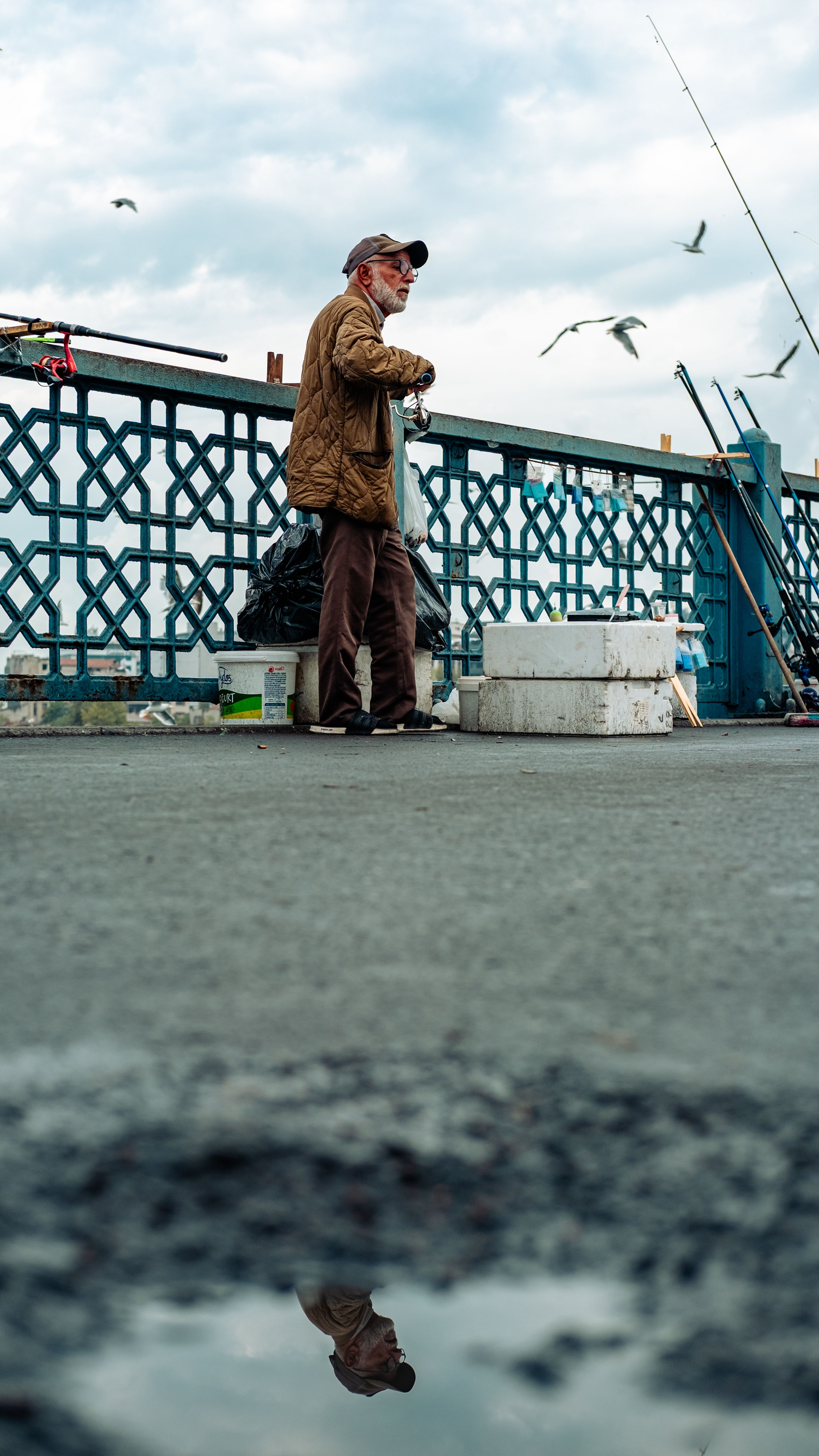 Man Standing On A Fork Road Photos, Download The BEST Free Man Standing ...