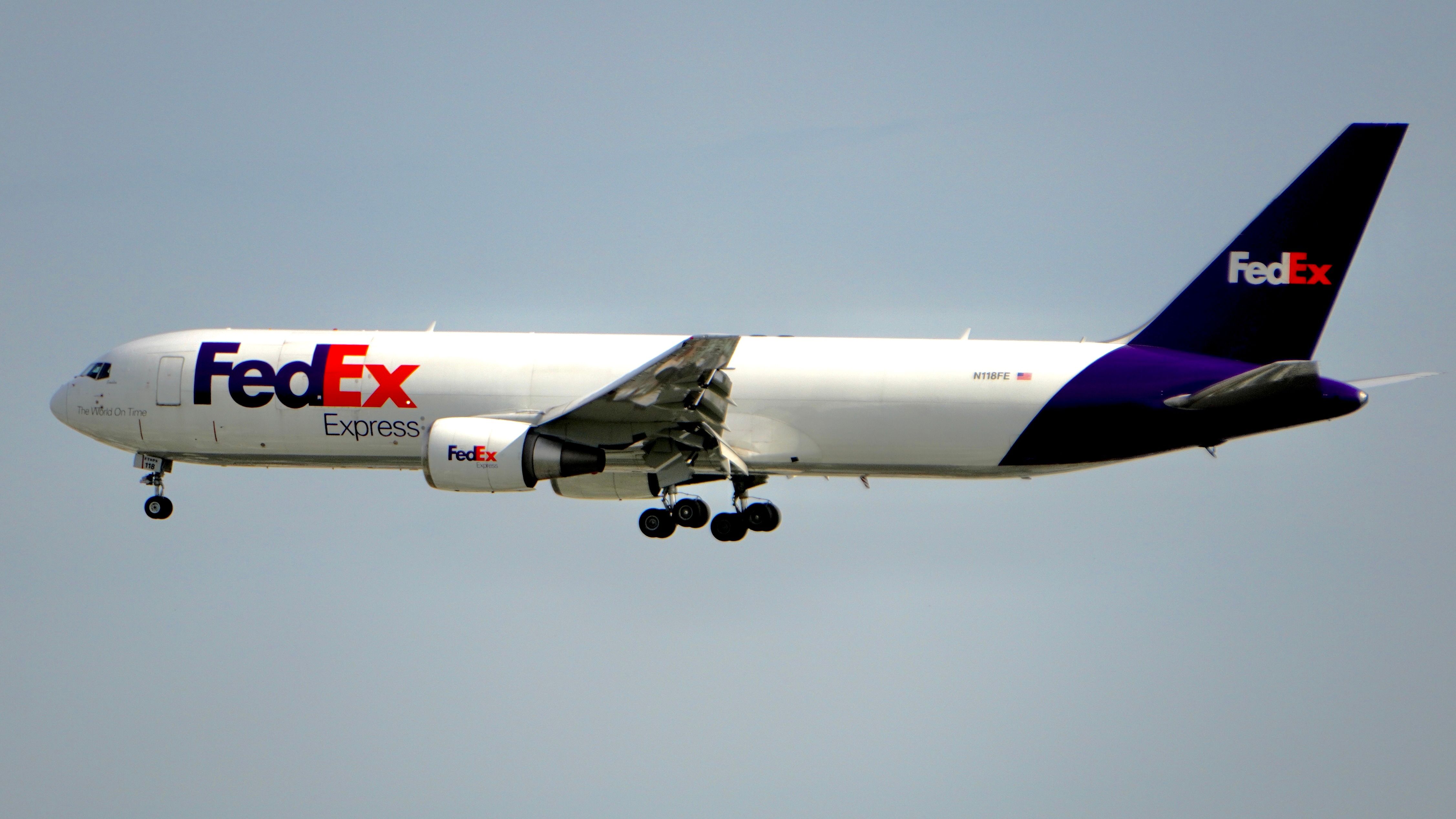 FedEx Cargo Aircraft at Dubai Airport · Free Stock Photo