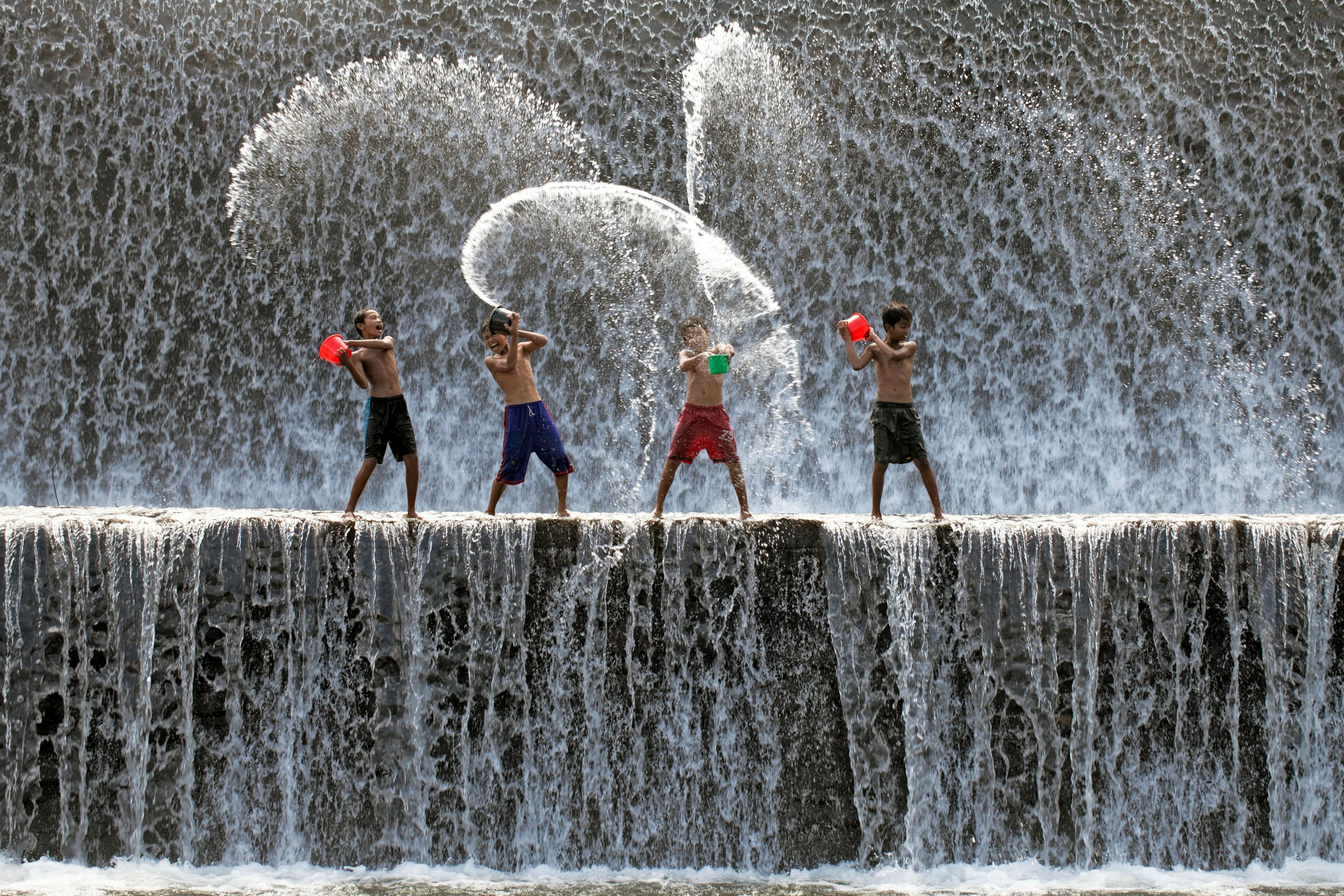 Wife+Bucket+Pictures Photos, Download The BEST Free Wife+Bucket ...