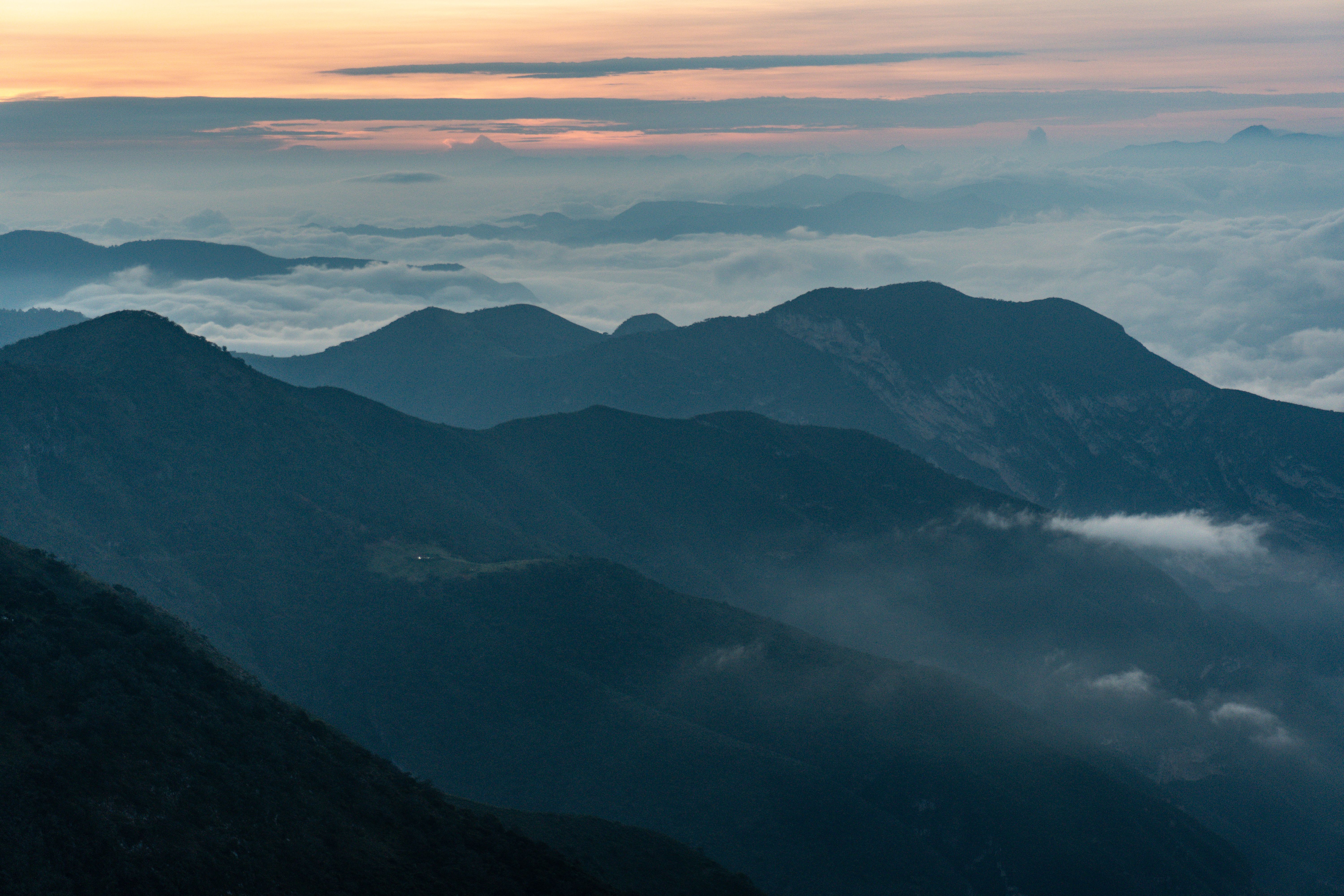 Mountain View during Morning · Free Stock Photo