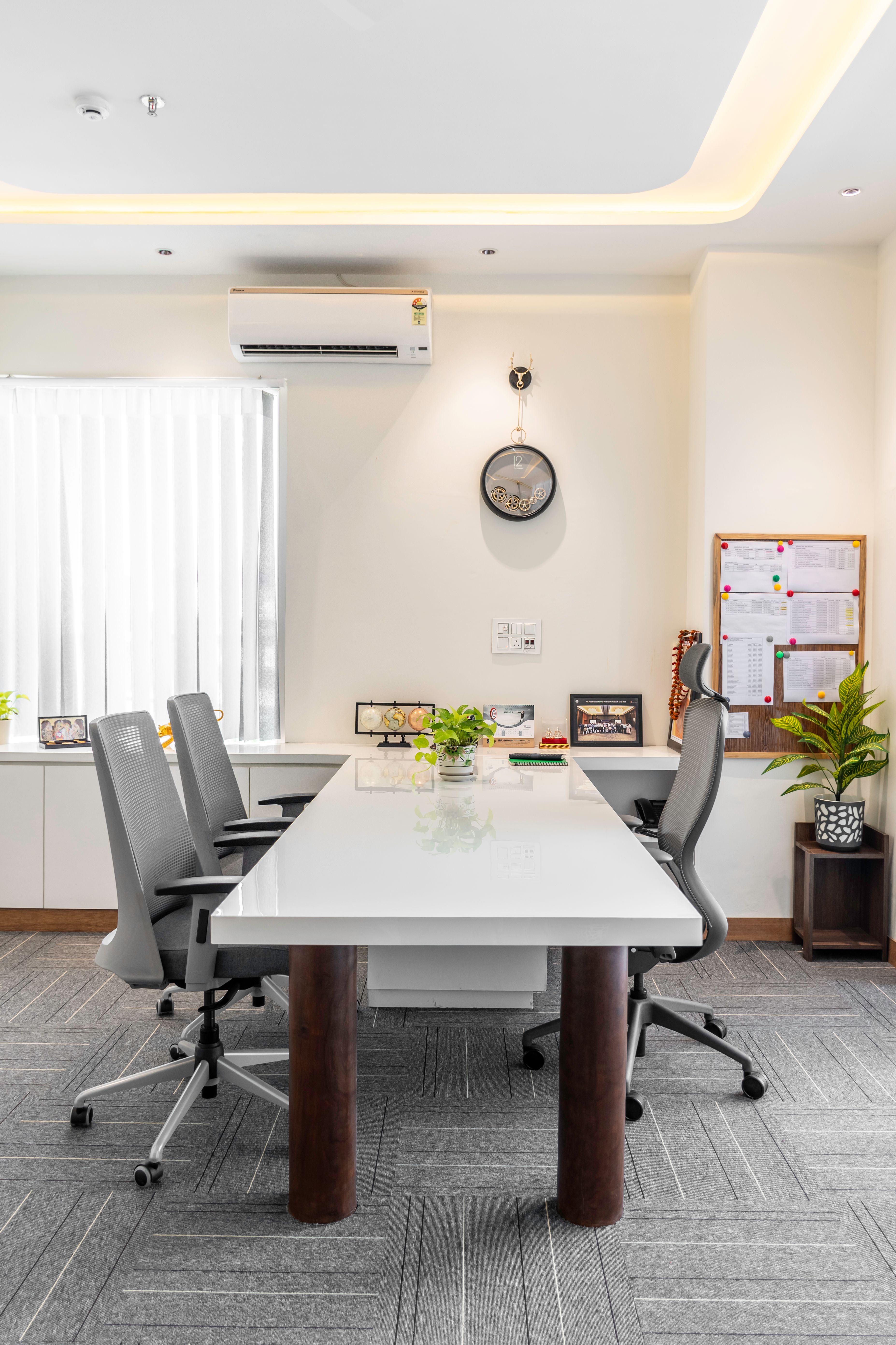 Modern Office Conference Room with Minimalist Decor · Free Stock Photo