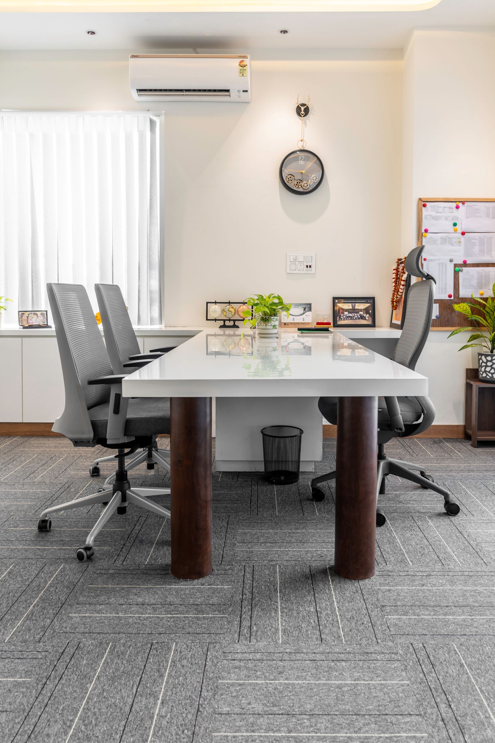 Office Decor Photos, Download The BEST Free Office Decor Stock Photos ...