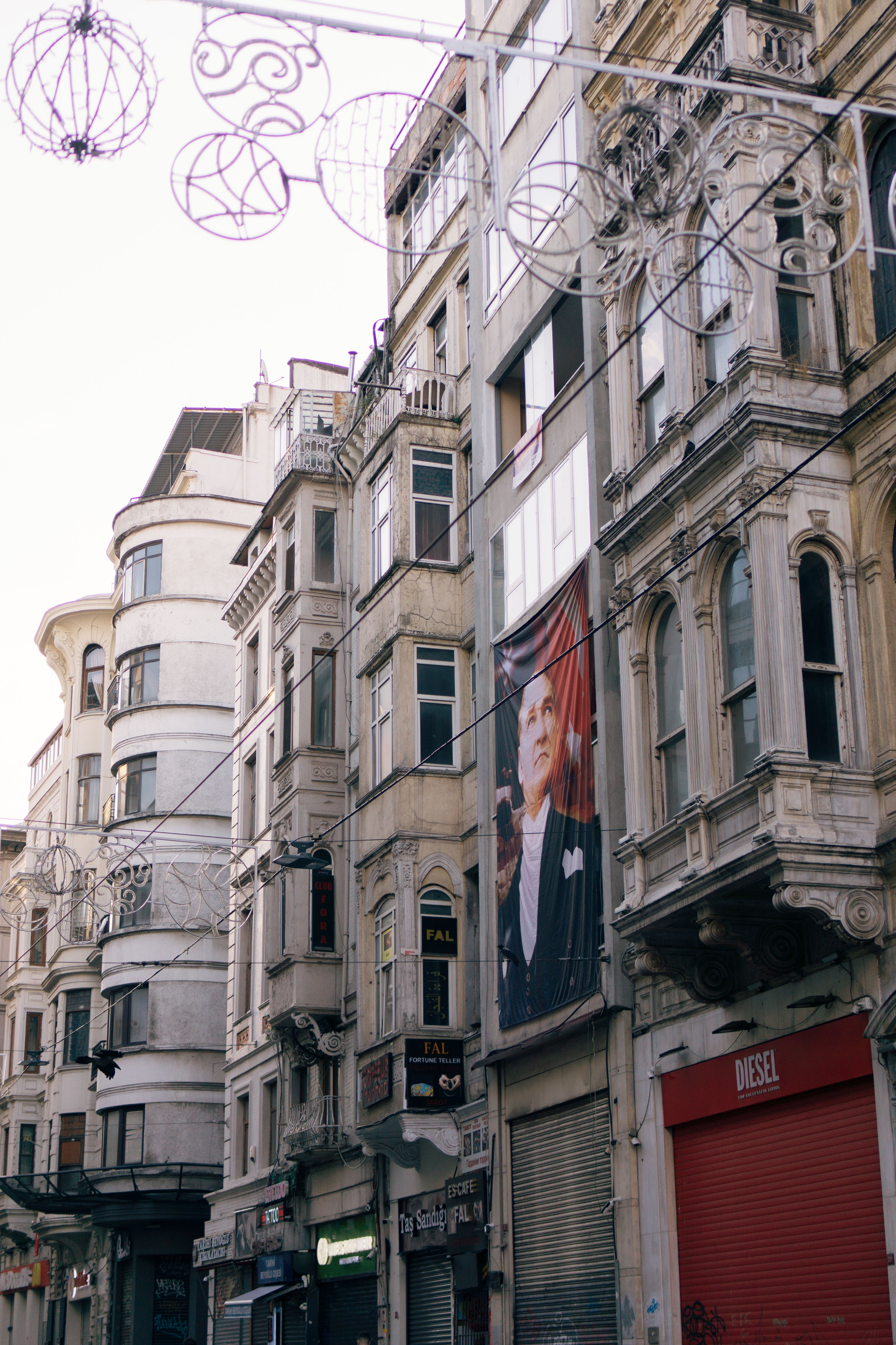 Charming Street View in İstanbul, Türkiye · Free Stock Photo