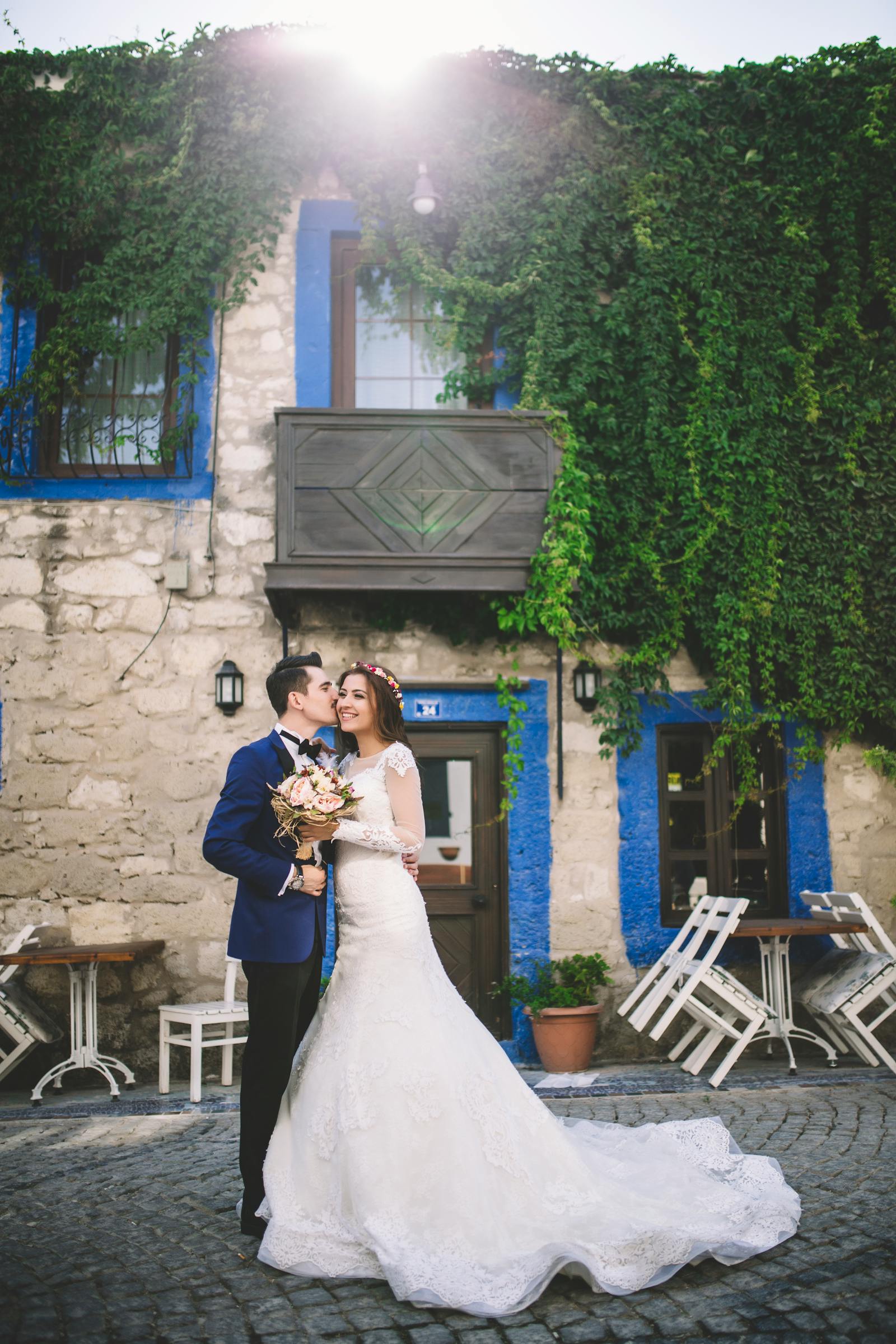 Romantic Couple Kiss Photos, Download The BEST Free Romantic Couple ...