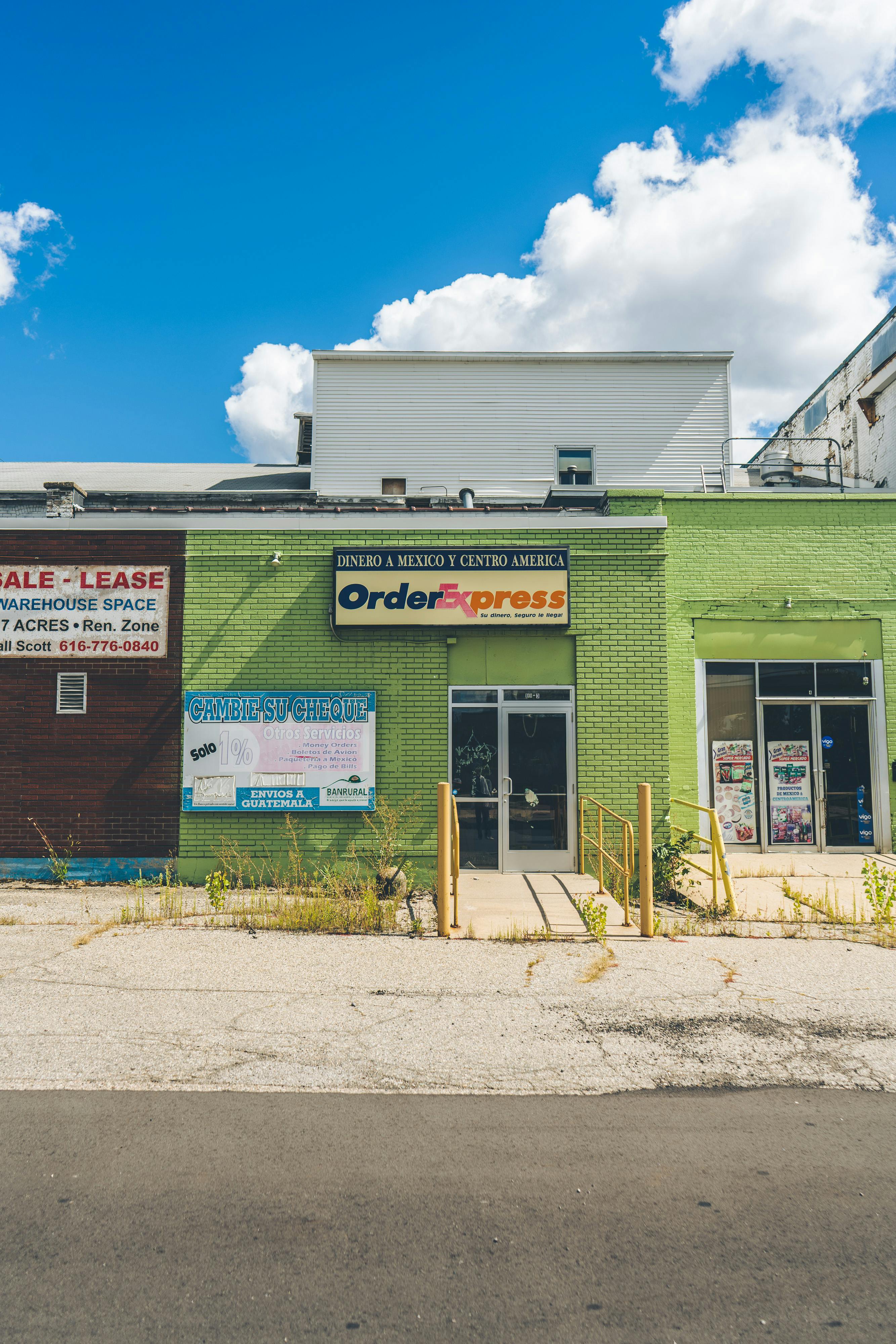 Storefront Photos, Download The BEST Free Storefront Stock Photos & HD ...