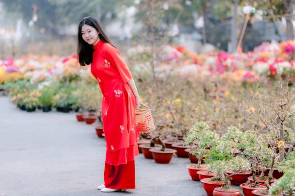 Young Asian Woman Pfp Photos, Download The BEST Free Young Asian Woman ...