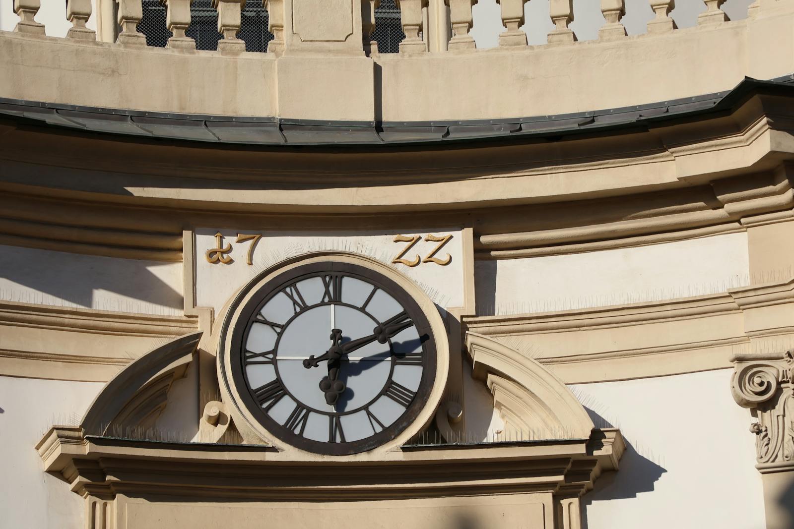 Time Clock Photos, Download The BEST Free Time Clock Stock Photos & HD ...