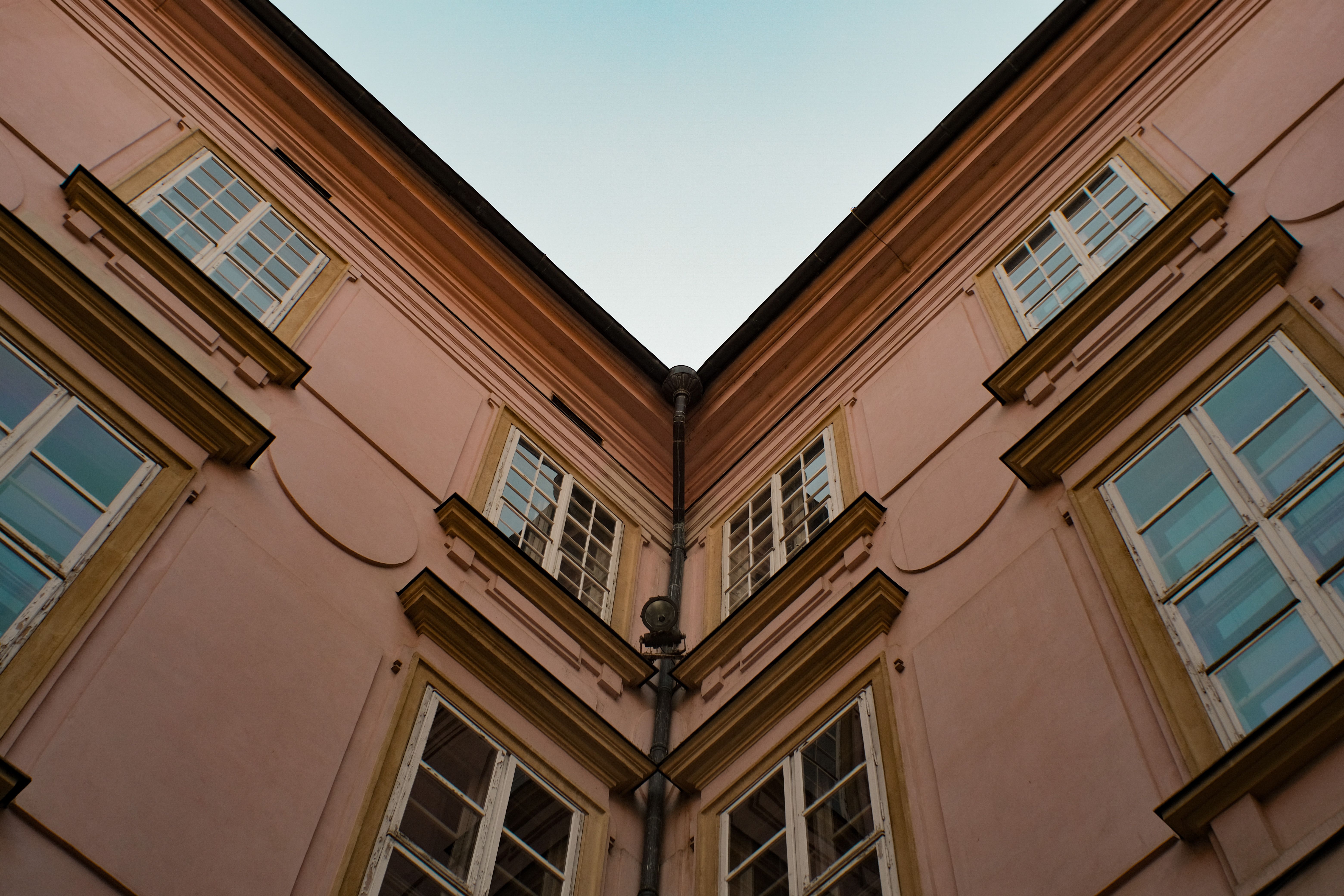 City Building Photos, Download The BEST Free City Building Stock Photos ...