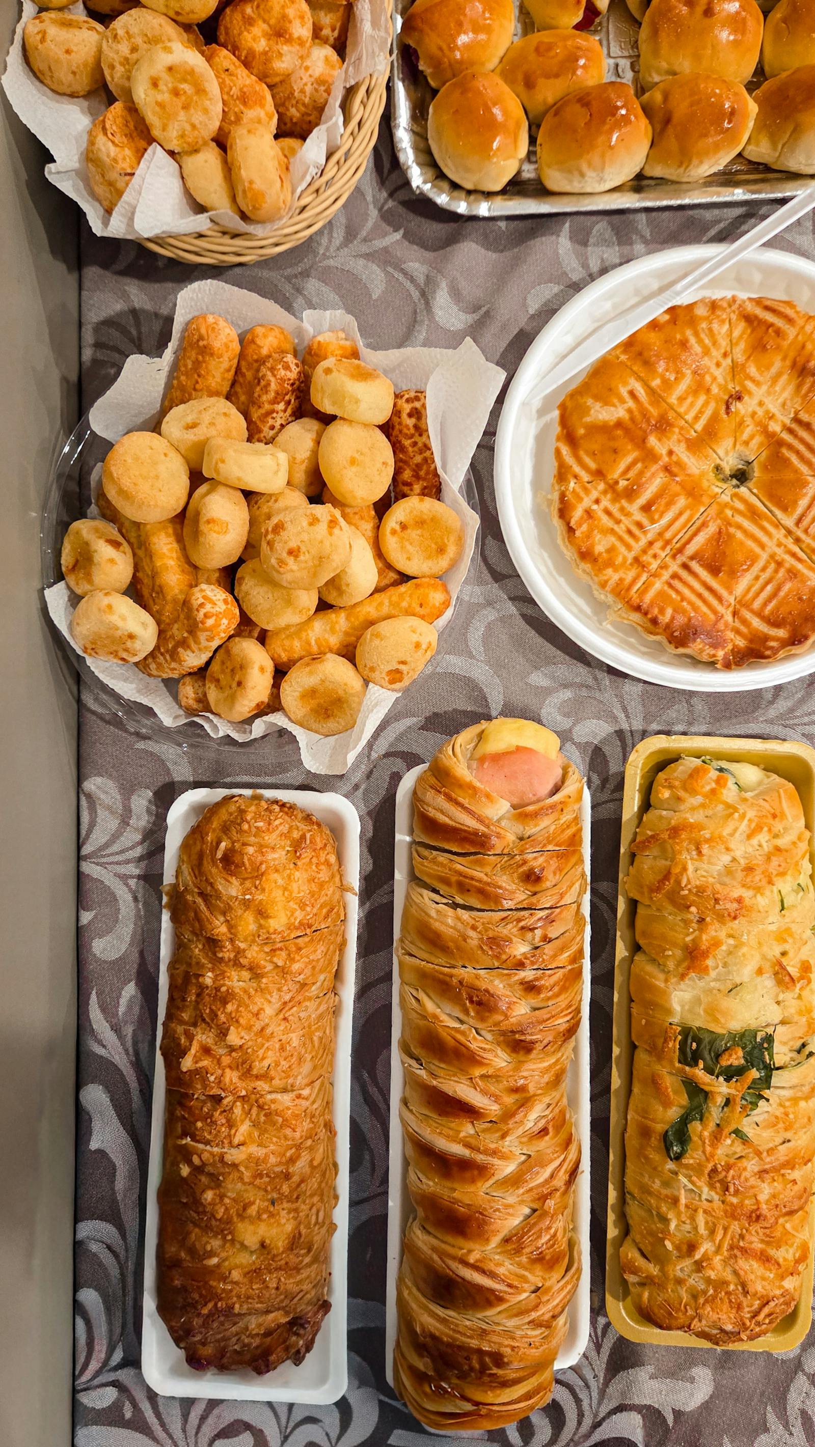 Granny+Spreading Photos, Download The BEST Free Granny+Spreading Stock ...